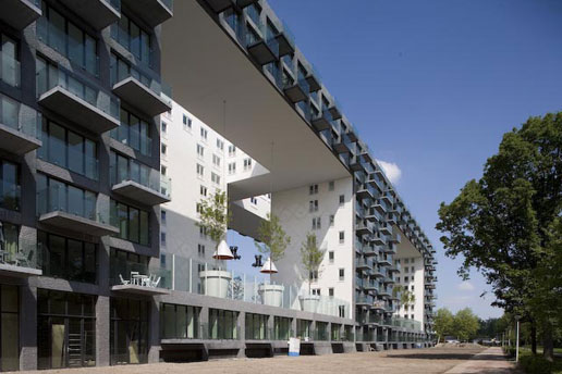 MVRDV | Parkrand in Amsterdam Geuzenveld door MVRDV - architectenweb.nl