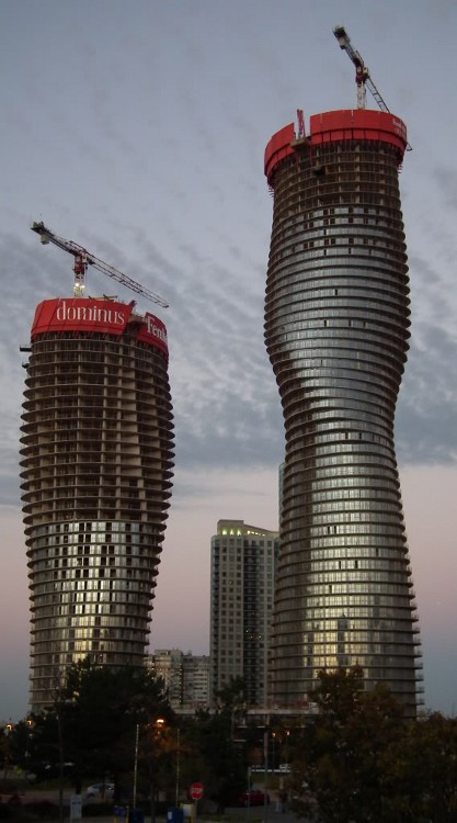 Hoogste punt eerste Absolute Tower bereikt - architectenweb.nl Hoogste punt eerste Absolute Tower bereikt - architectenweb.nl