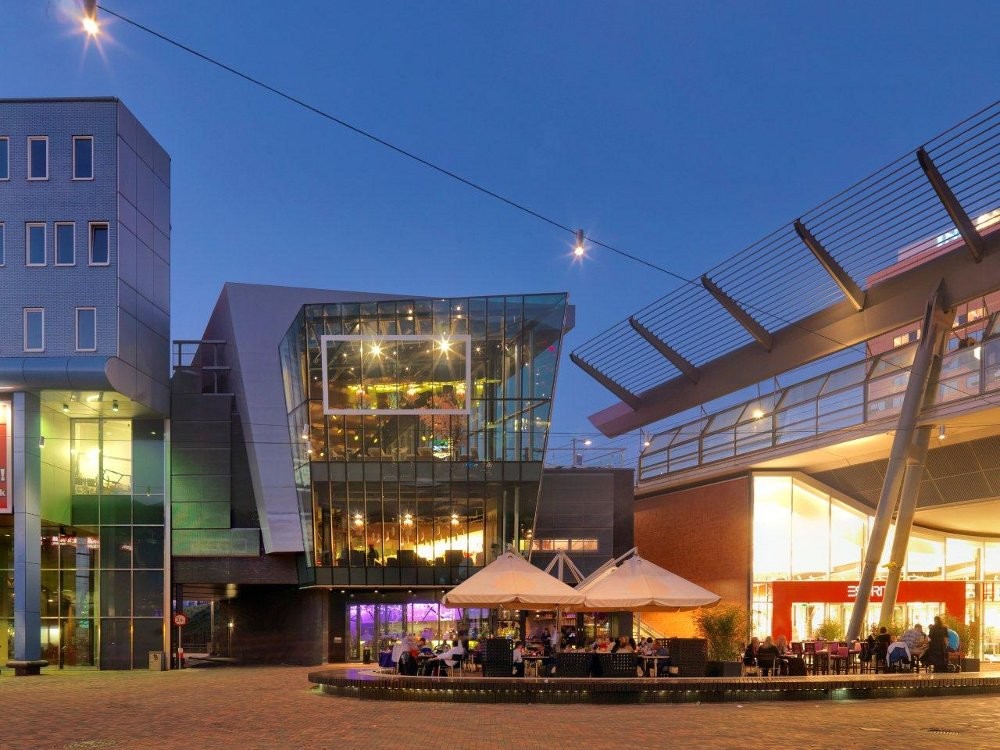 Restaurant Arena Boulevard geopend - architectenweb.nl