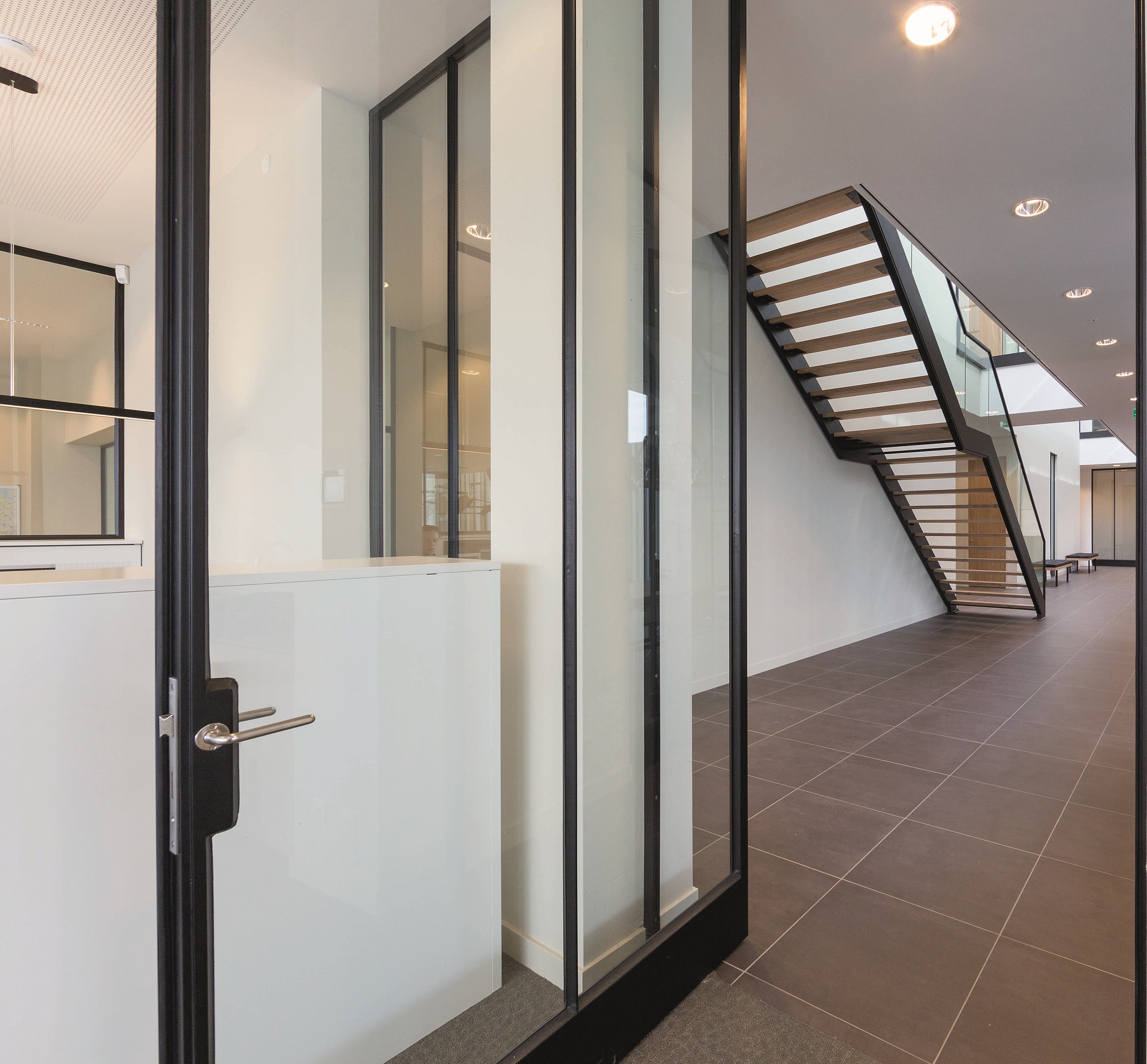Jansen | Art 15 voor slanke stalen deuren - architectenweb.nl