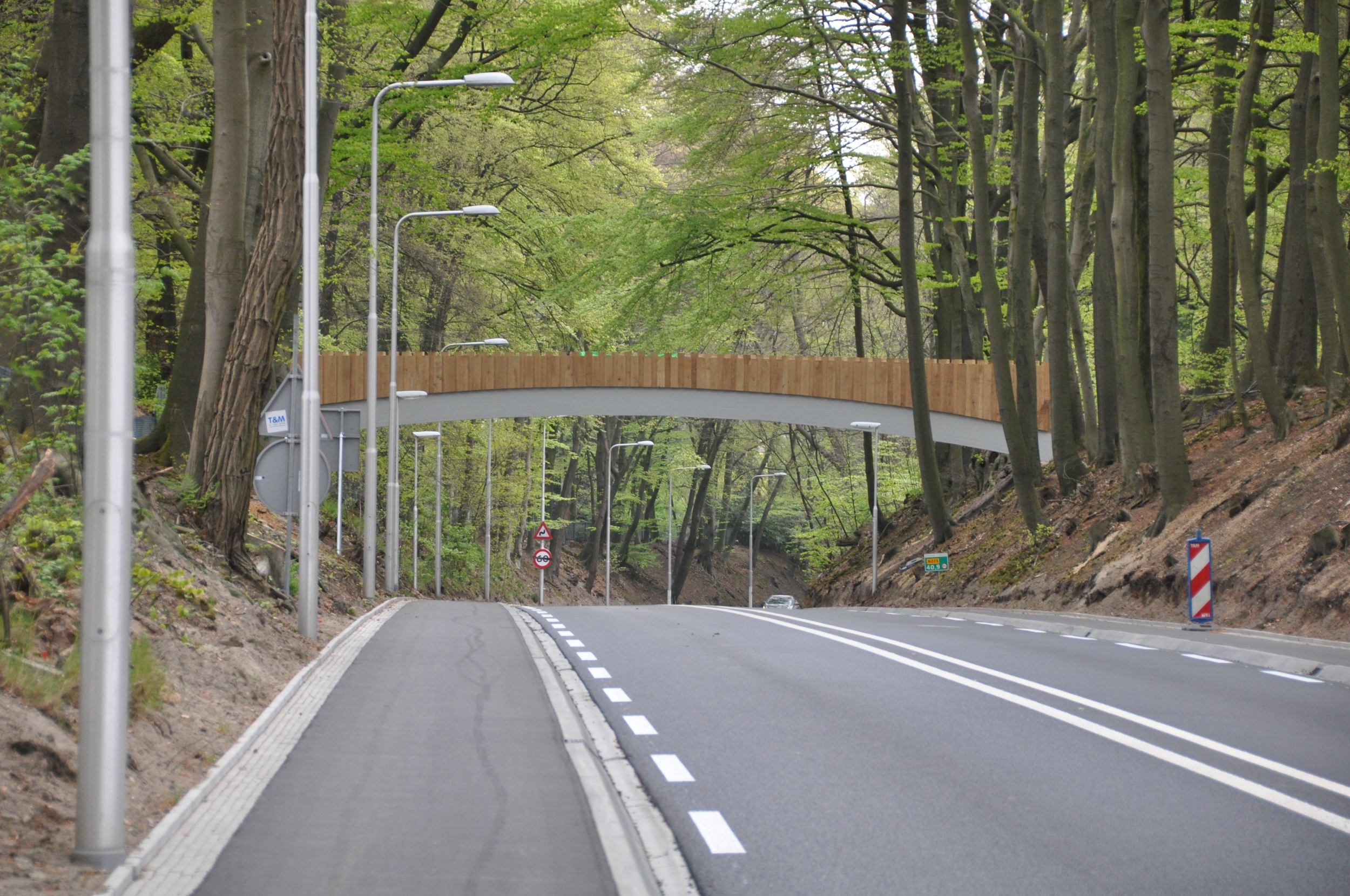 Eerste ecoduct van volledig composiet - architectenweb.nl