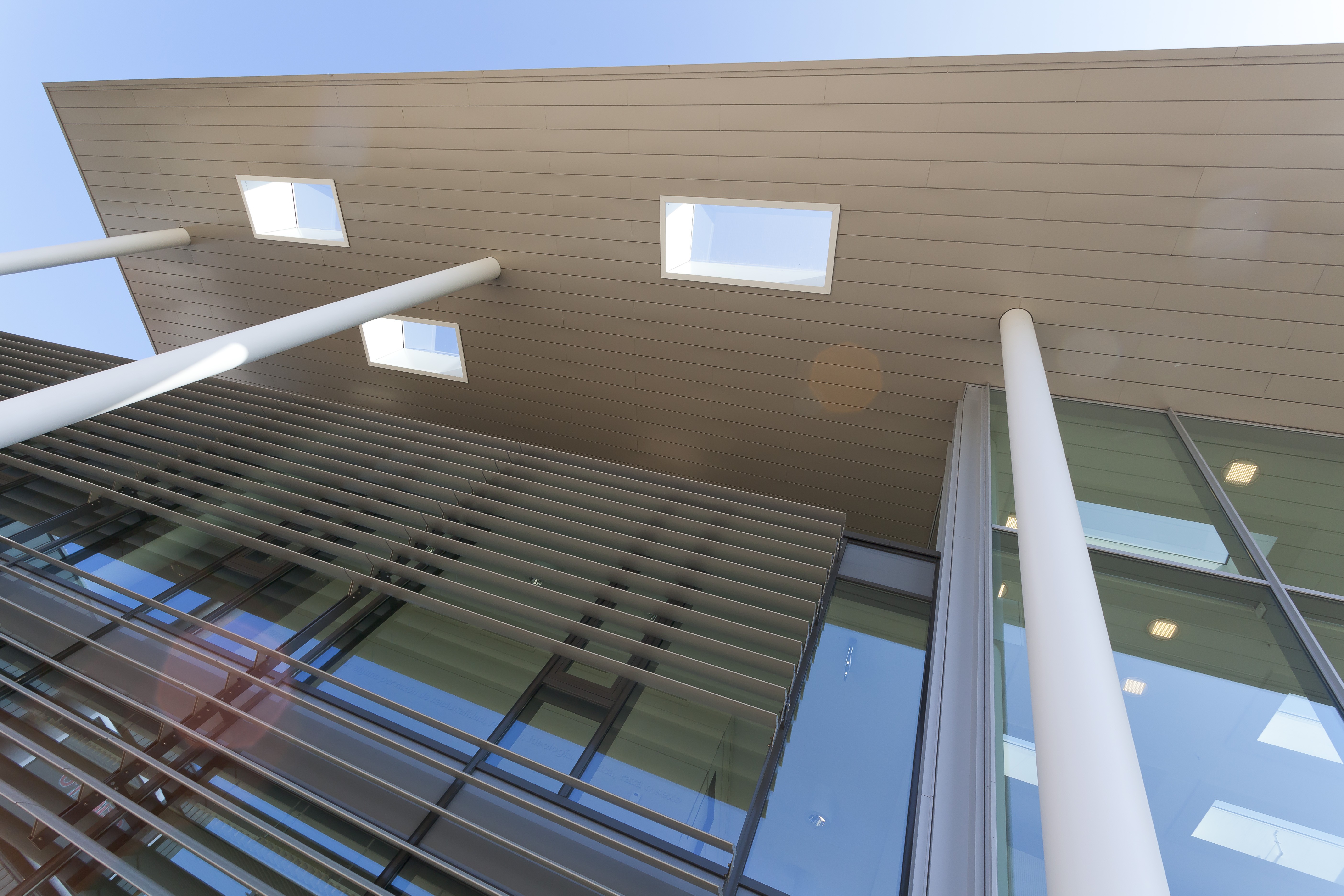 AGC Nederland Holding B.V. | Ipasol Ultraselect 62/29 - architectenweb.nl