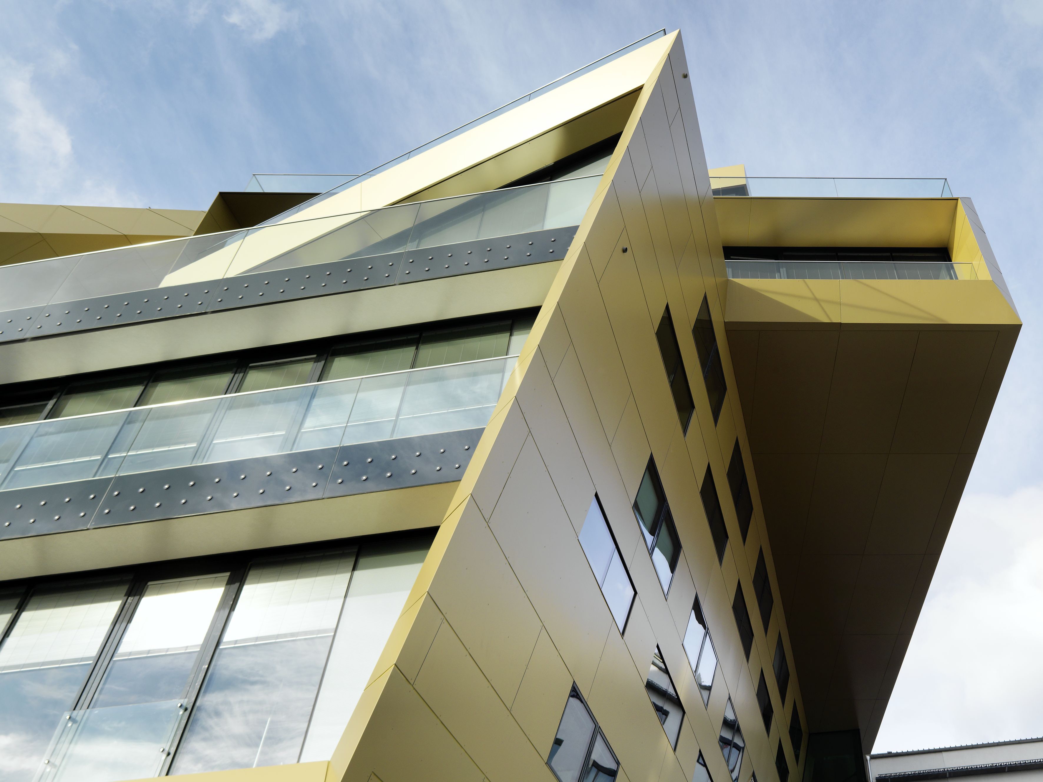ALUCOBOND® | ALUCOBOND® PLUS - architectenweb.nl