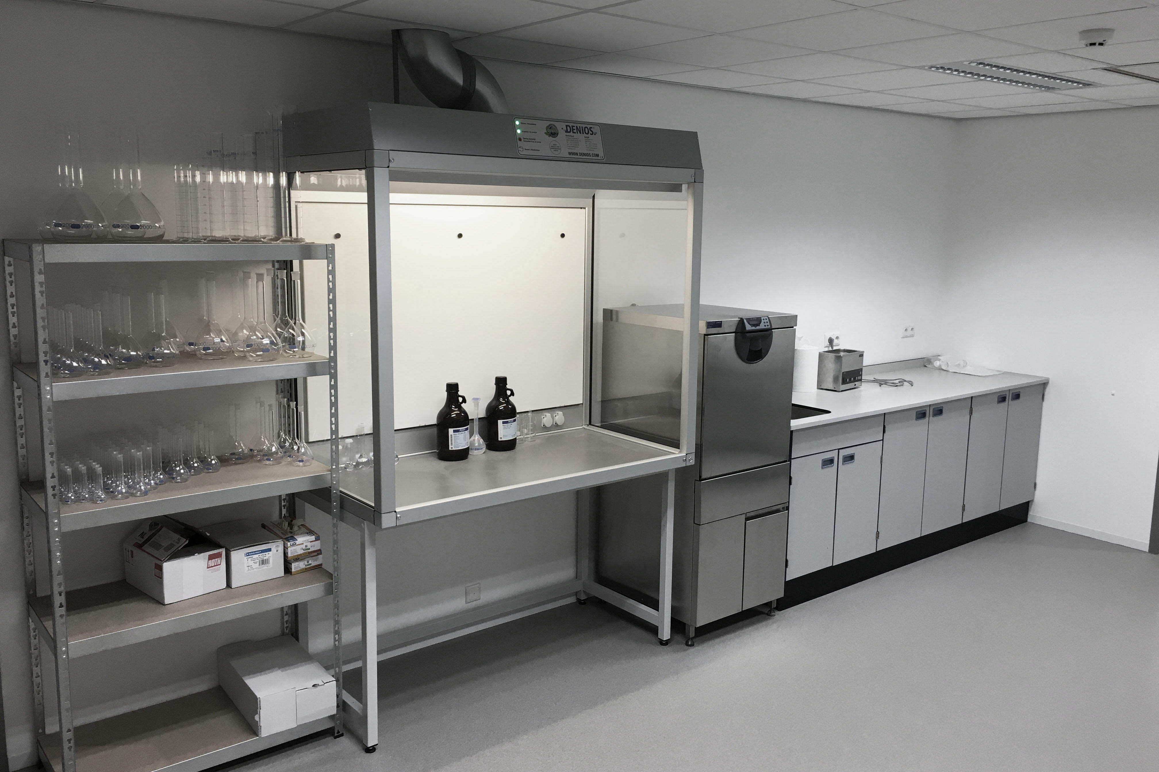 Laboratorium Brightlabs in Villa Flora geopend - architectenweb.nl