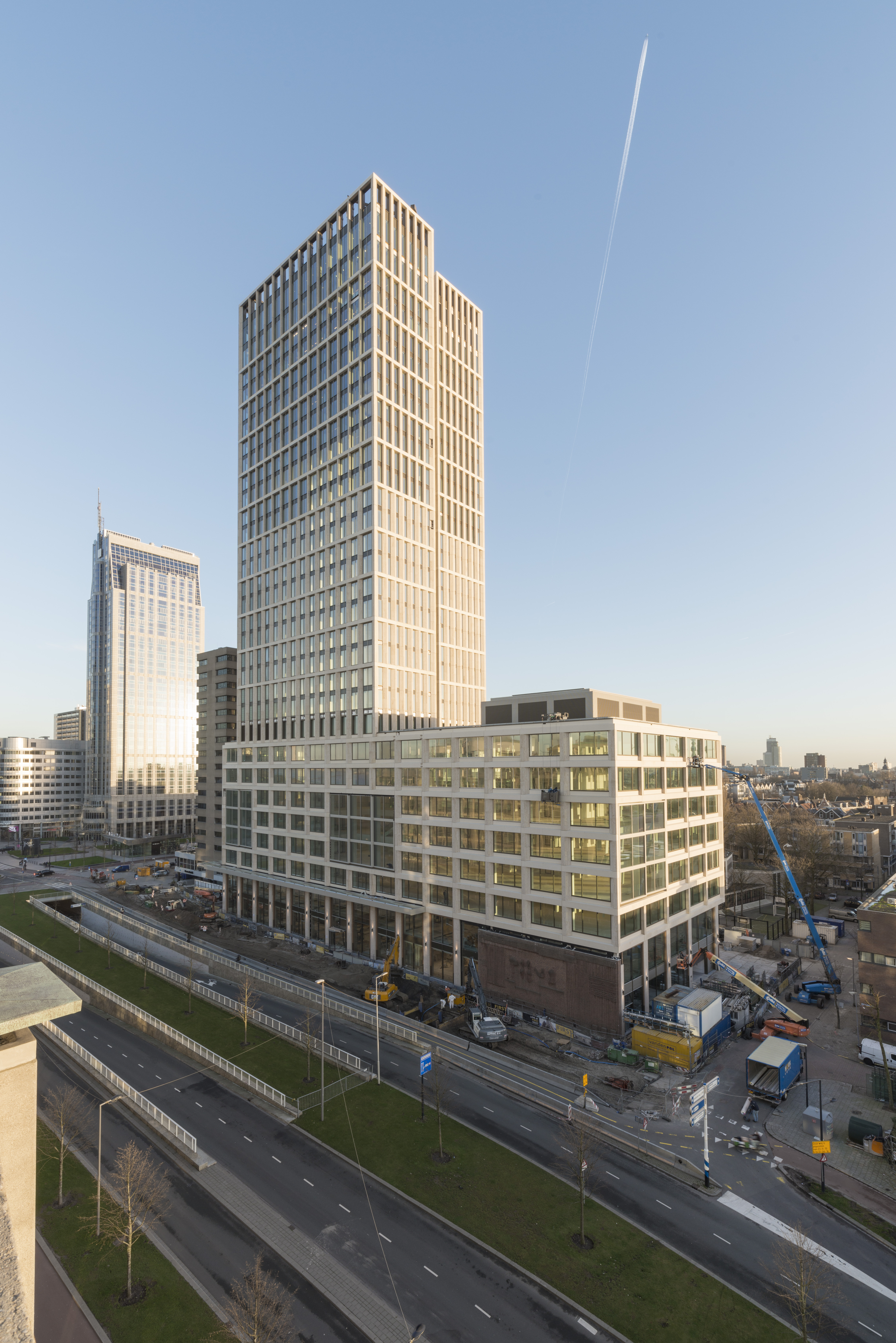 FIRST Rotterdam in volle glorie zichtbaar - architectenweb.nl