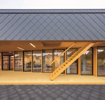 Cedral | Alterna ruitleien op dak en gevel - architectenweb.nl