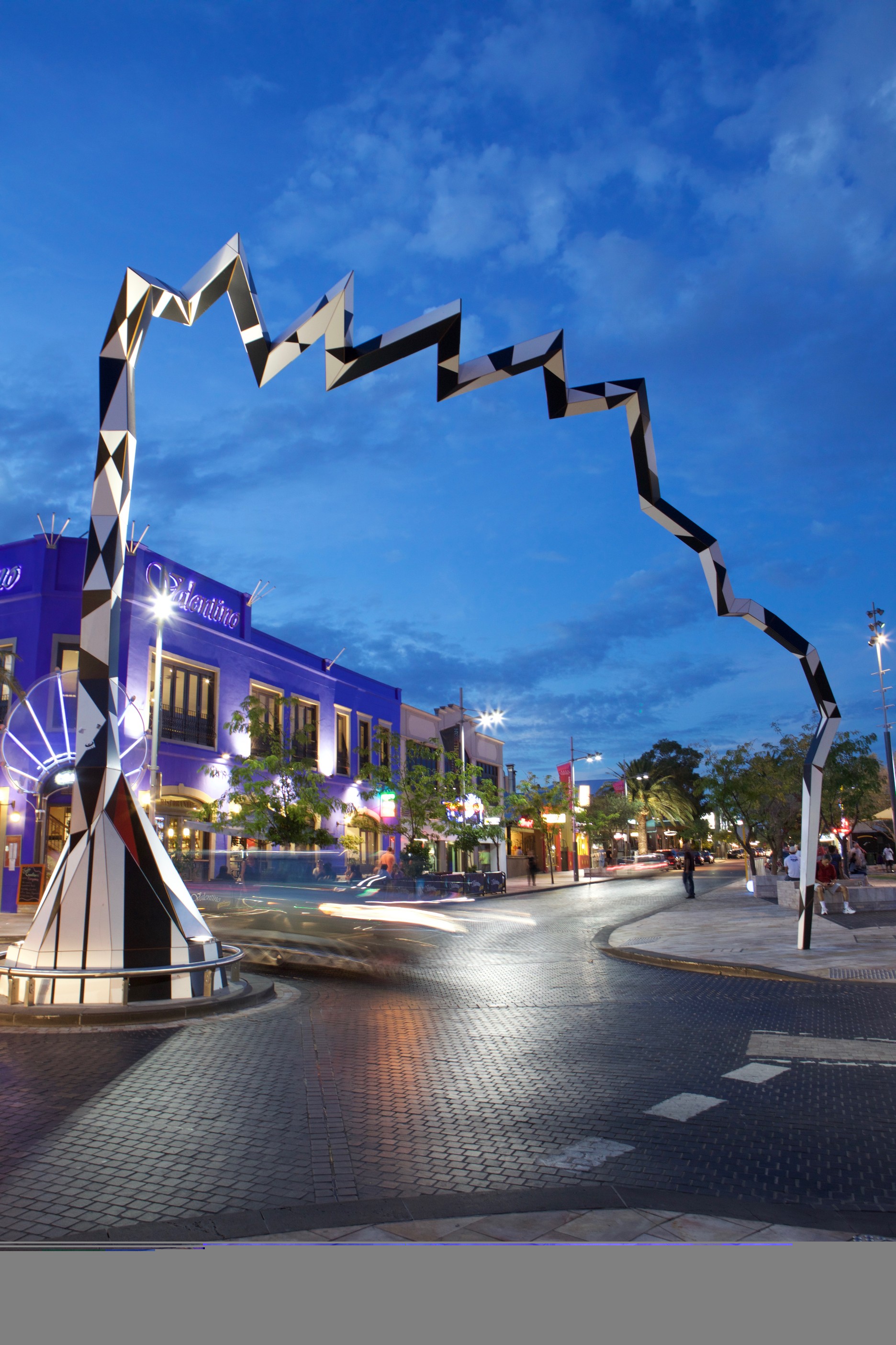 ALUCOBOND® | The Arch – Northbridge Piazza - architectenweb.nl