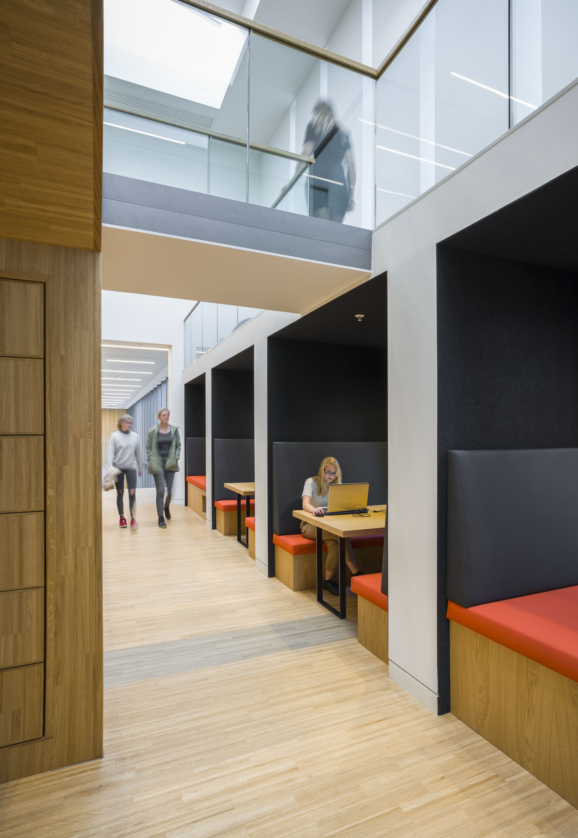 Bibliotheek Deventer officieel geopend - architectenweb.nl