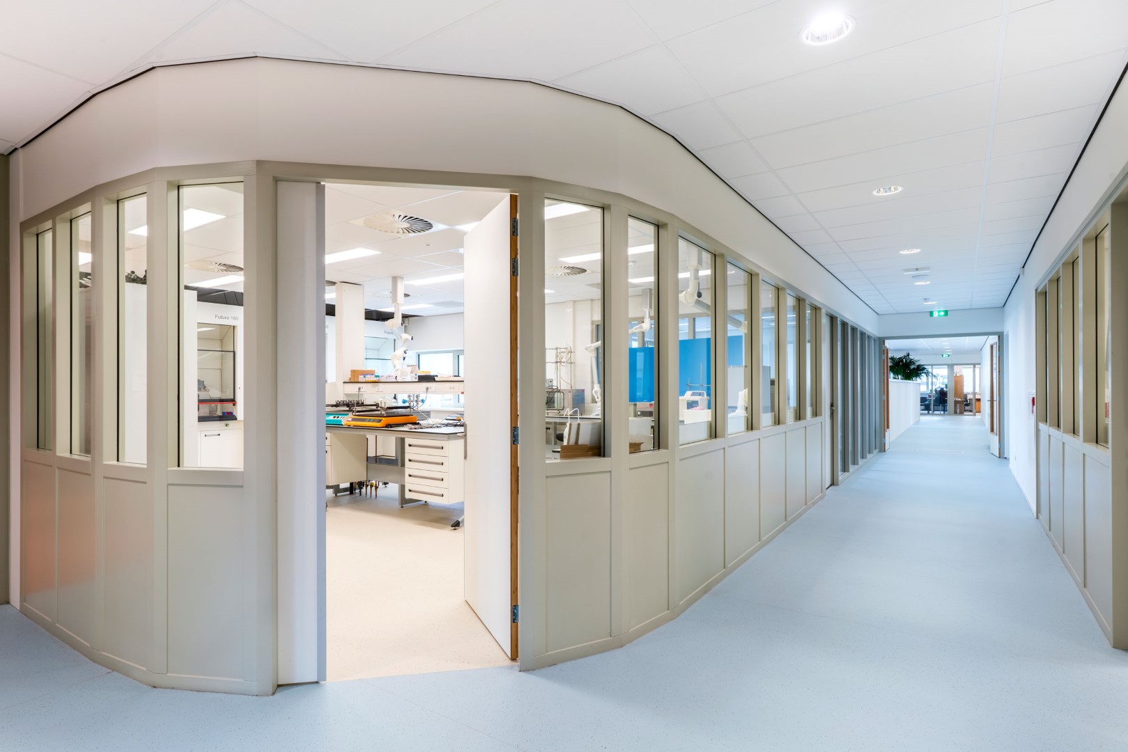 Opwaardering en uitbreiding van waterlaboratorium afgerond ...