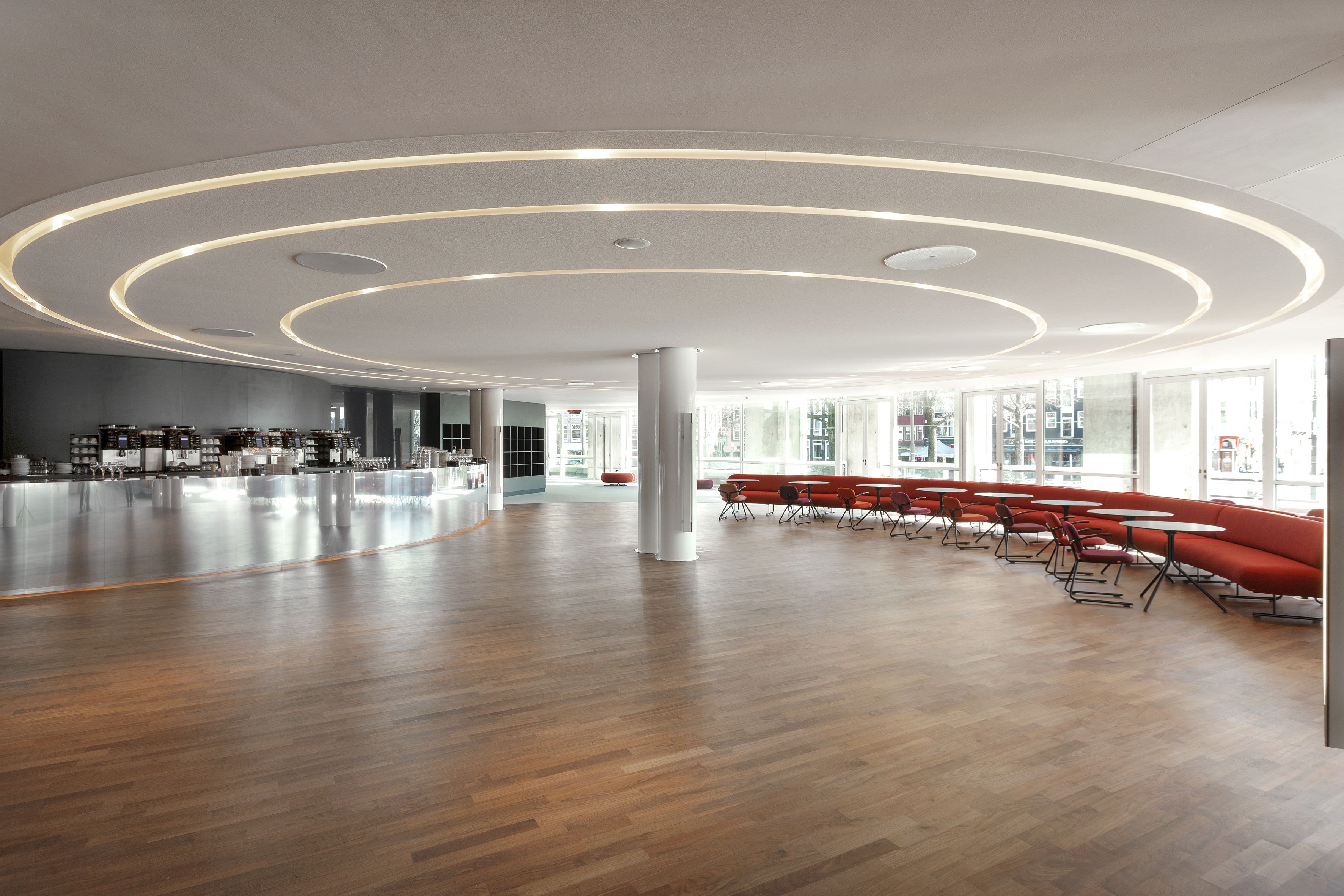 Nationale Opera & Ballet neemt vernieuwde foyer in gebruik ...