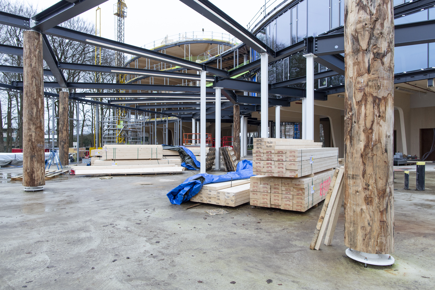 Nieuw kantoor van Triodos Bank bereikt het hoogste punt - architectenweb.nl