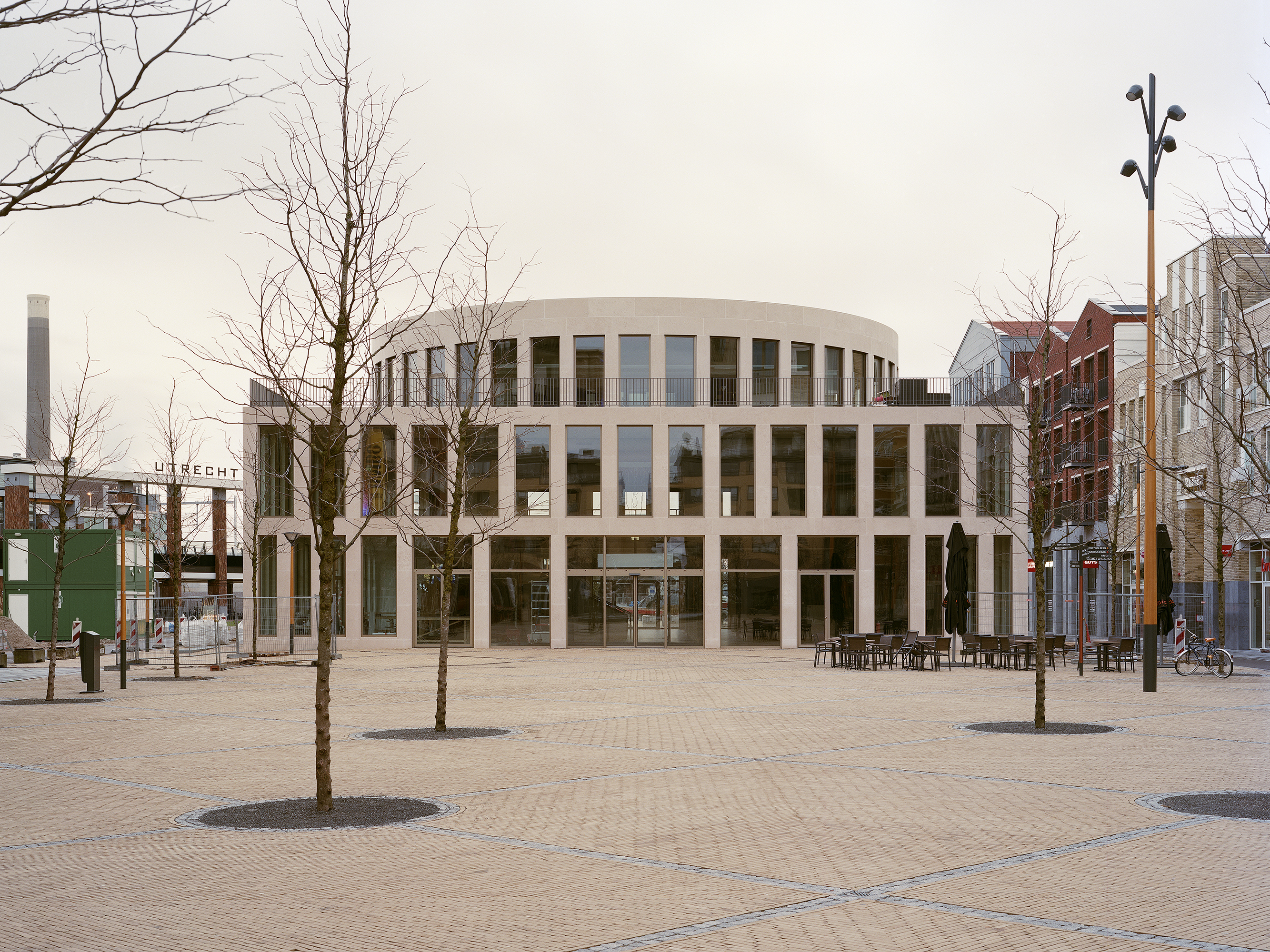 Publiek gebouw in klassieke traditie voor Leidsche Rijn Centrum ...