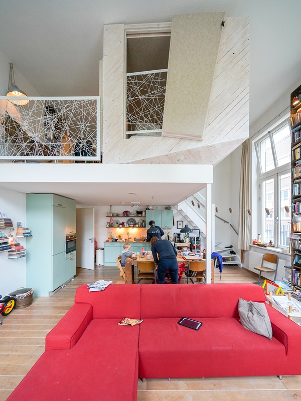 Gezin blijft in stadsappartement dankzij ruimtelijke ingrepen ...