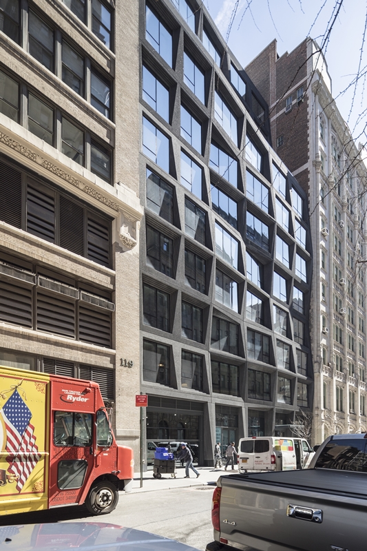 Eerste woongebouw OMA in Manhattan gerealiseerd - architectenweb.nl