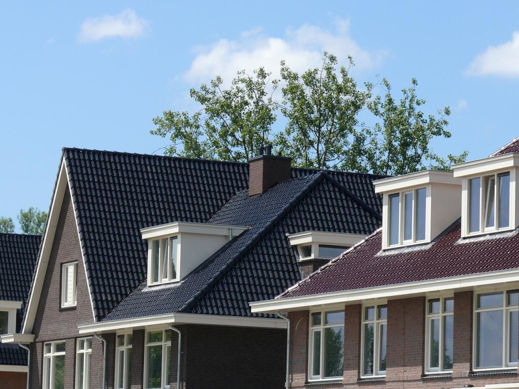 BH KERAMIEK BV | Building Ceramics | Keramische Dakpannen | Meyer ...