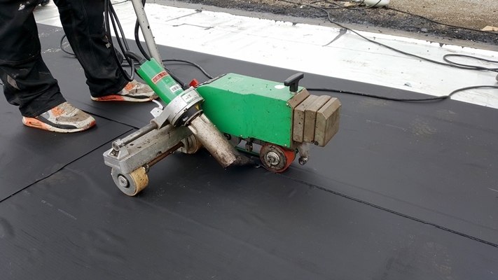 EPDM | Carlisle® Construction Materials BV | RESITRIX® SK Partial Bond ...