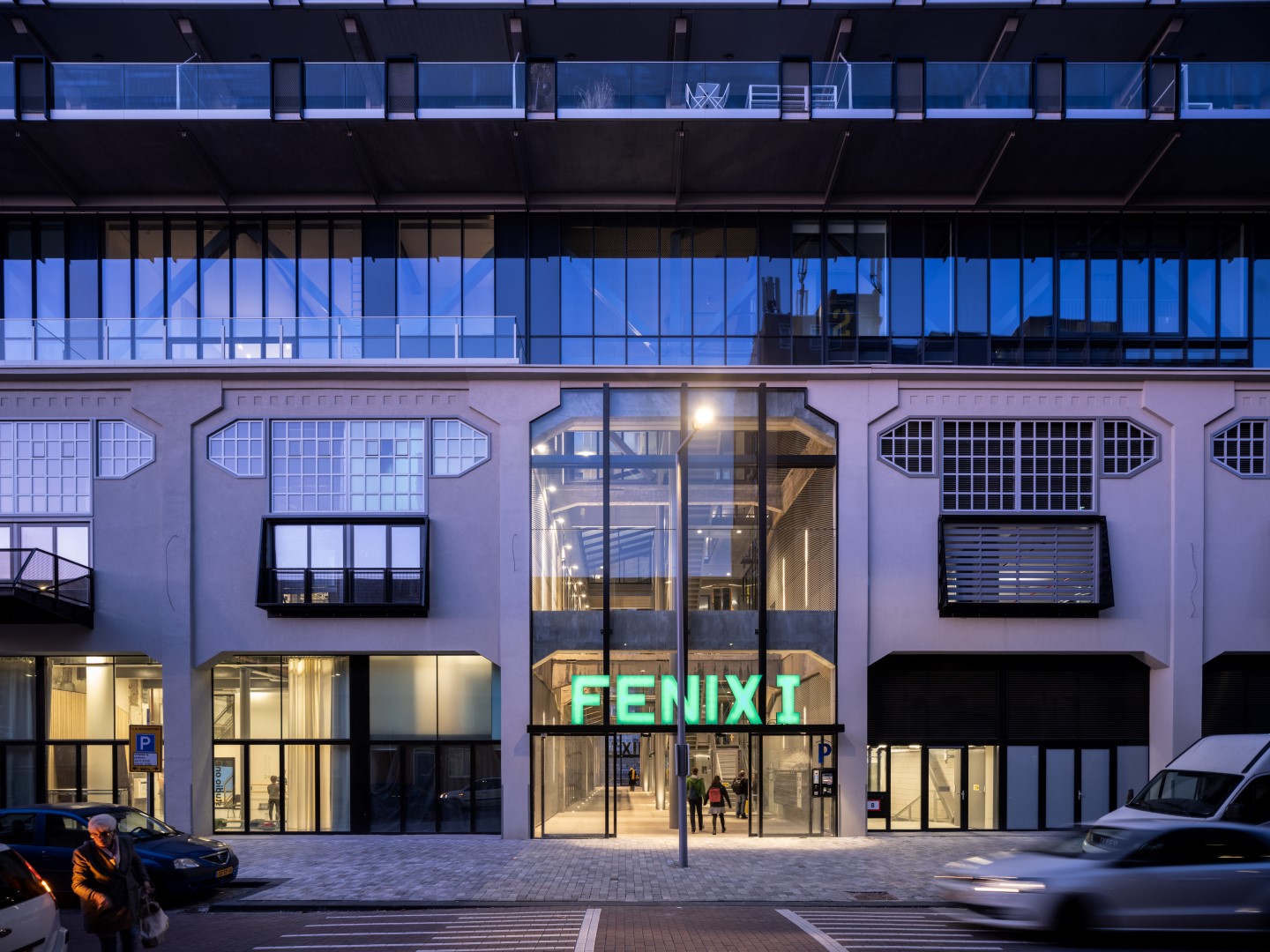 Fenix I – Imposant gebouw met twee draagconstructies - architectenweb.nl