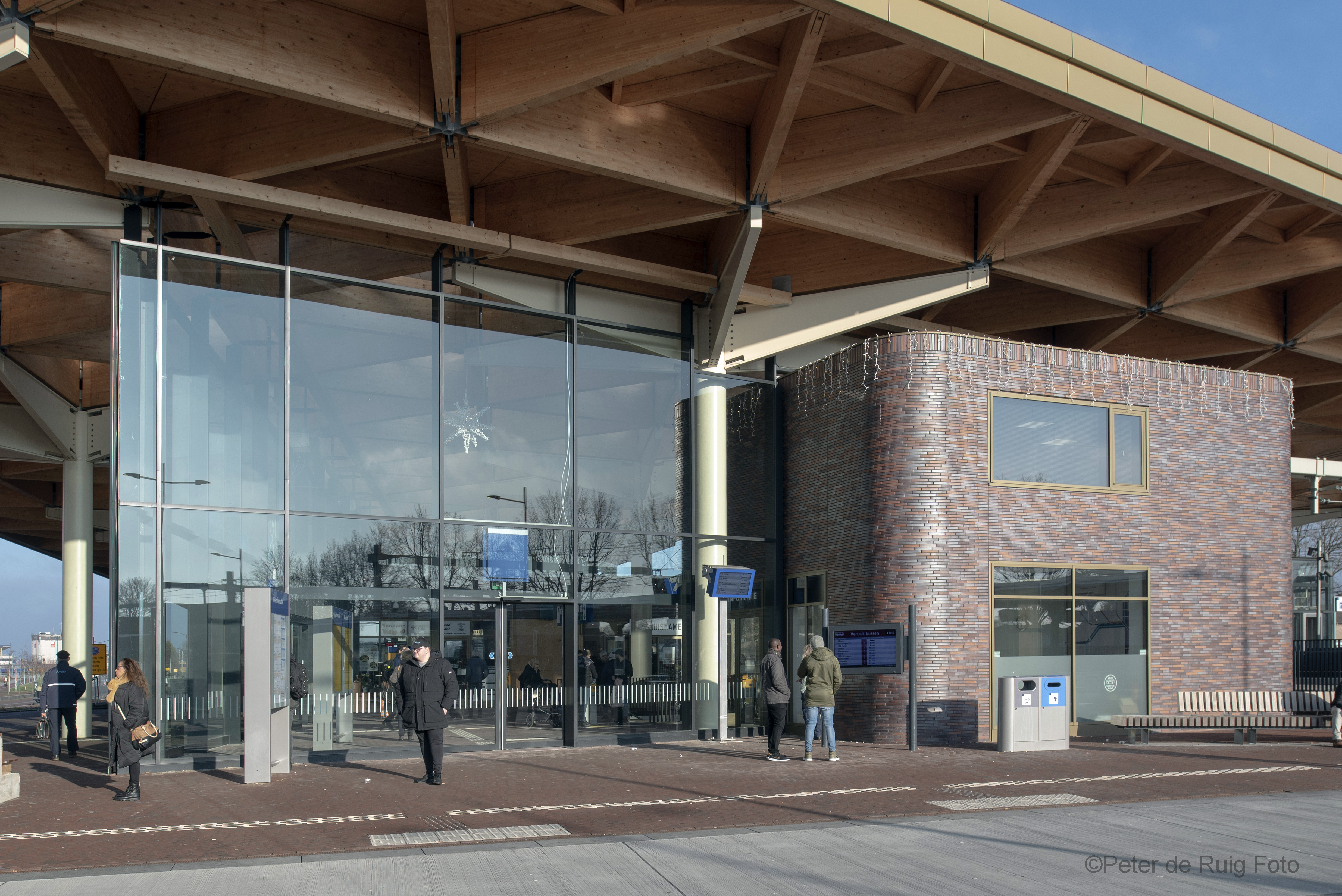 Jonkers Bouwmetaal | Verbouwing station Assen - architectenweb.nl