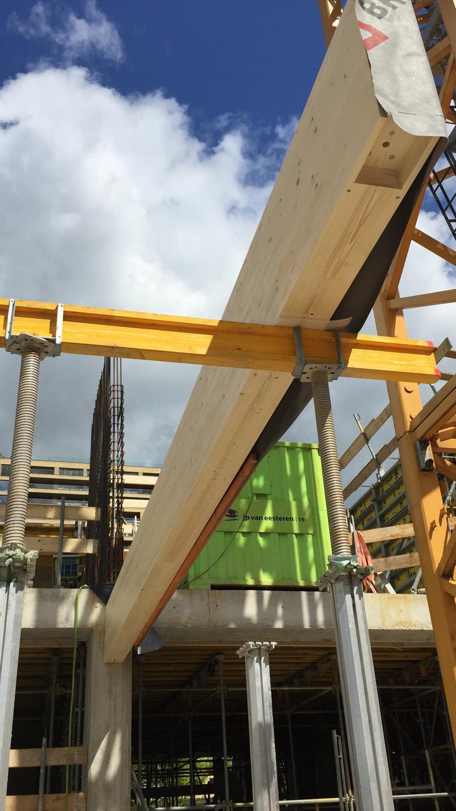 Bouw houtconstructie woontoren HAUT gestart - architectenweb.nl