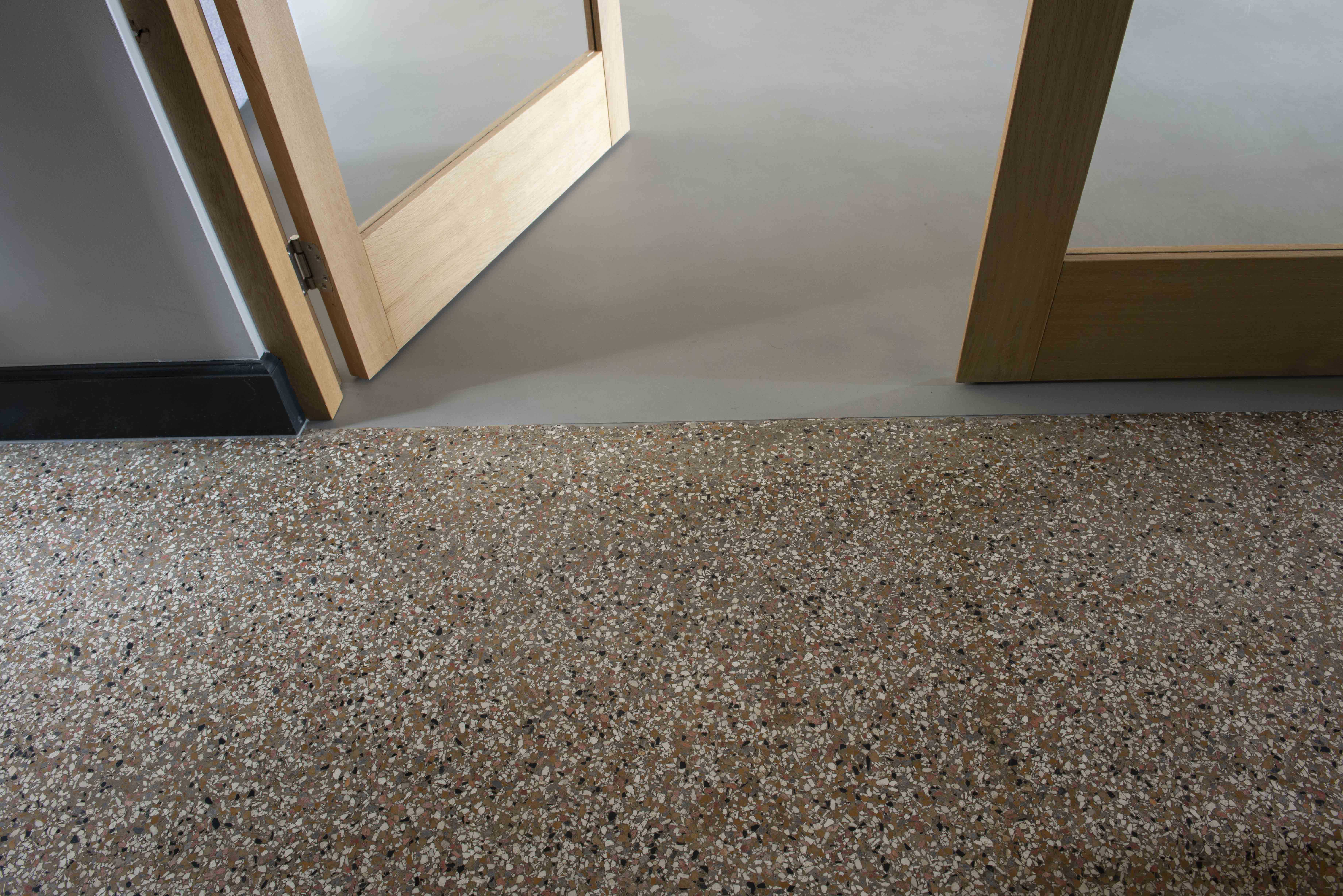 EPI Group | Robuuste, natuurlijke vloer - Corestone - architectenweb.nl