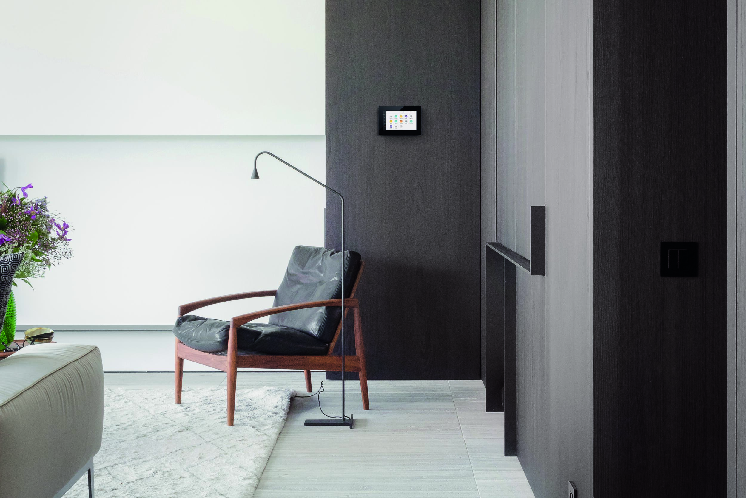 Niko | Complete controle over elk huis met Niko Home Control ...