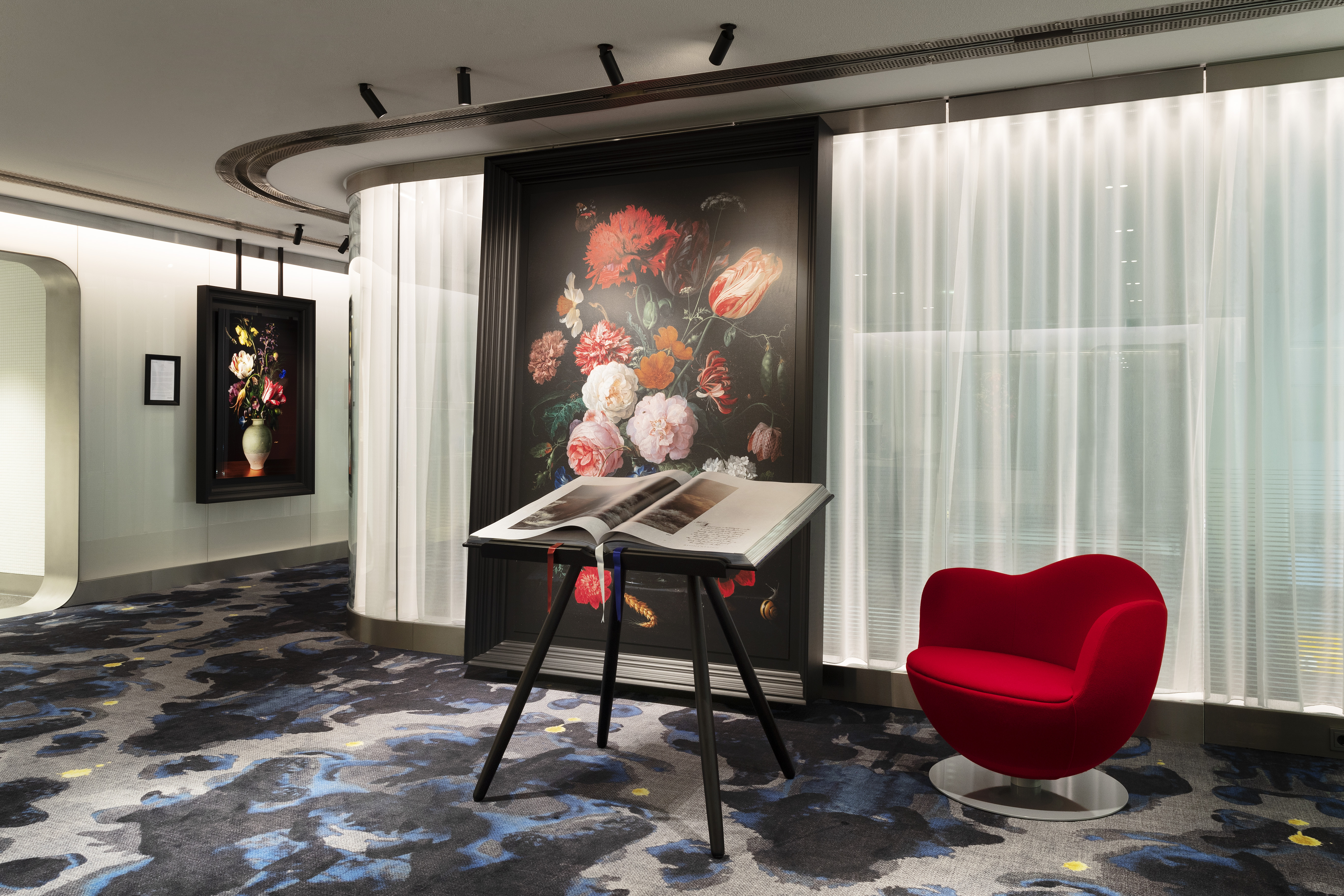 Marcel Wanders dompelt VIP Lounge Schiphol in vaderlandse cultuur ...