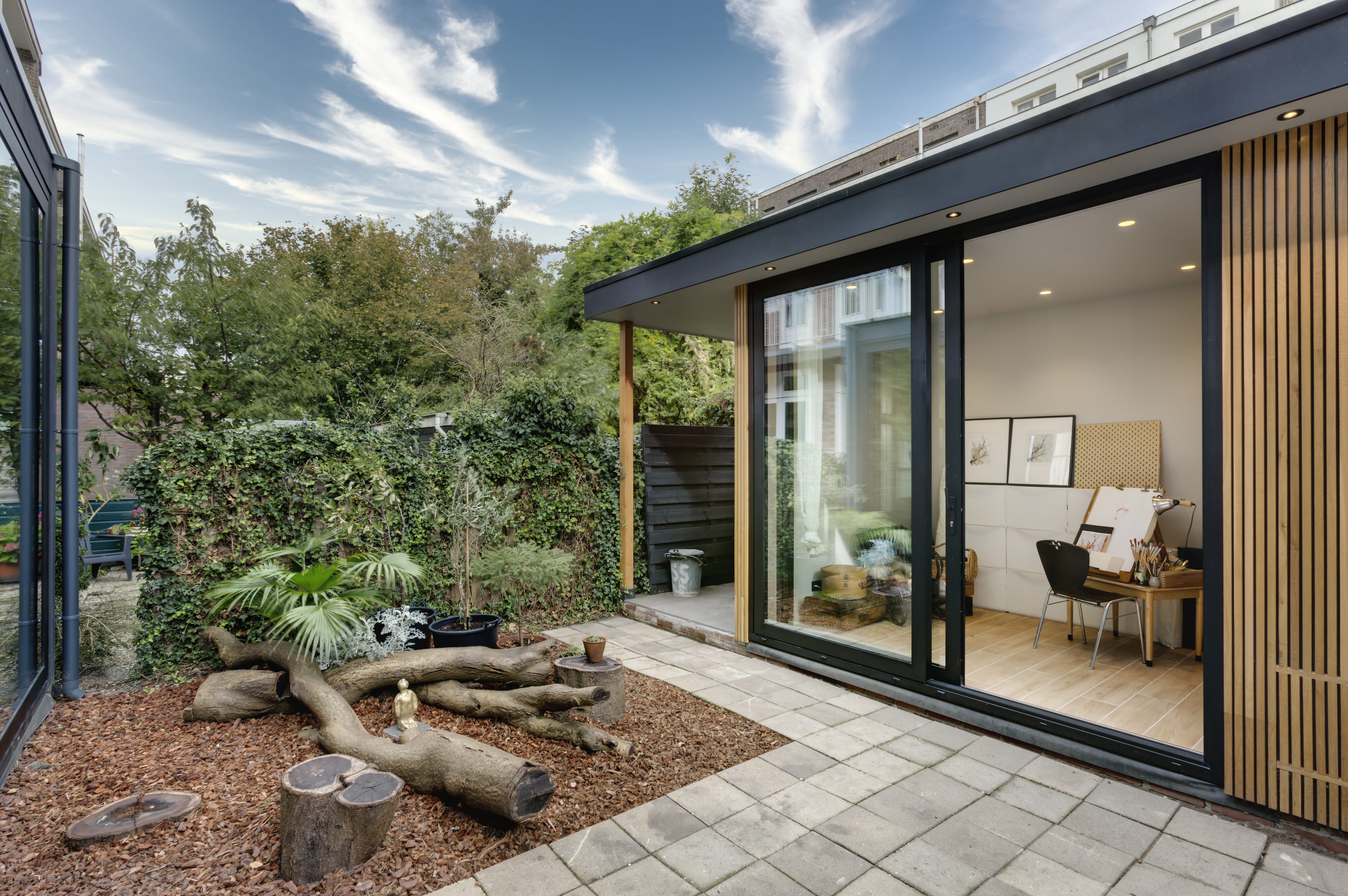 Een benedenwoning met lange zichtlijnen - architectenweb.nl