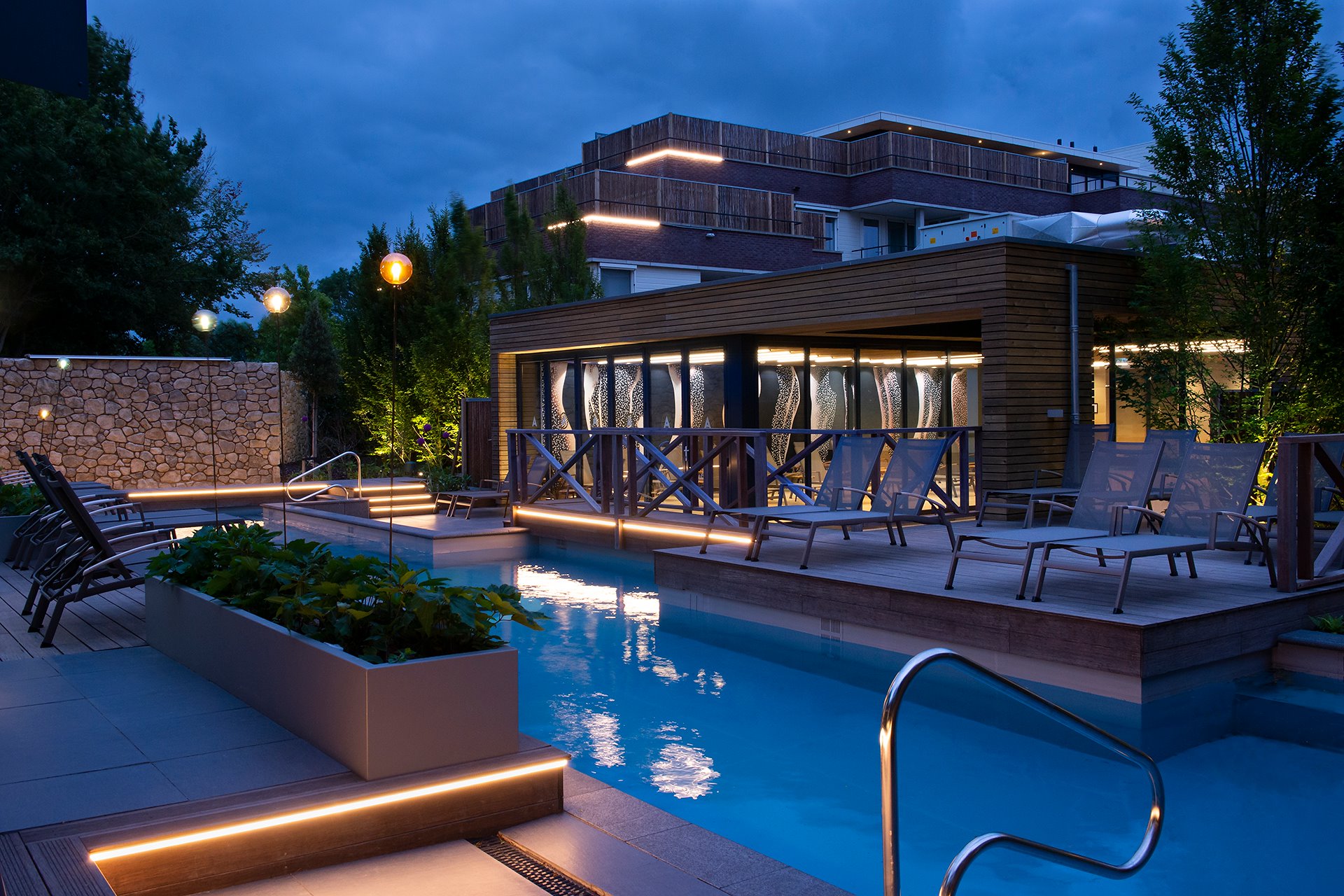 LuxImprove B.V. | Amadore hotel De Kamperduinen | Wellness Tuin ...