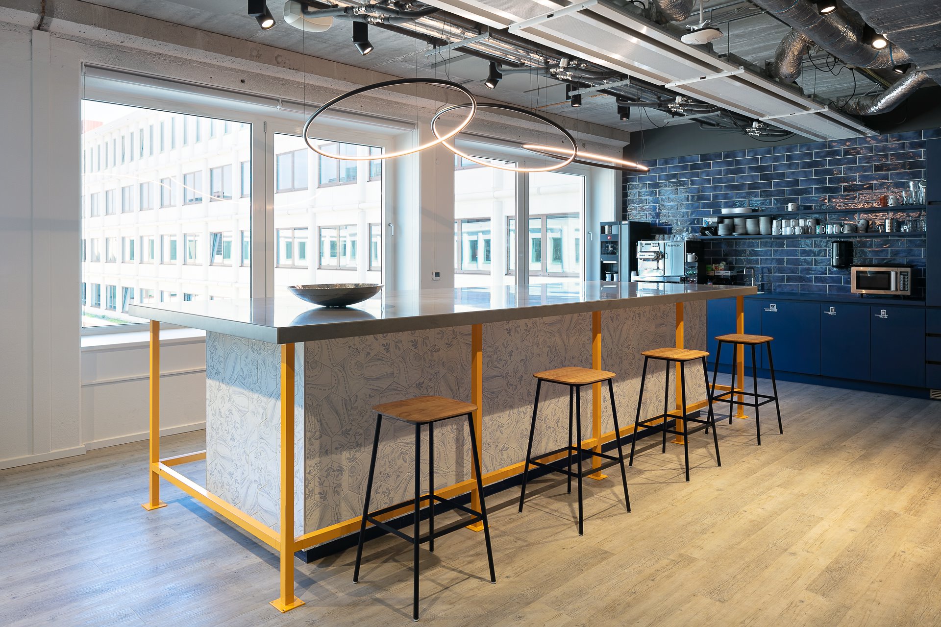 C&W Design + Build | De Nederlandse vestiging van een IT Bedrijf ...