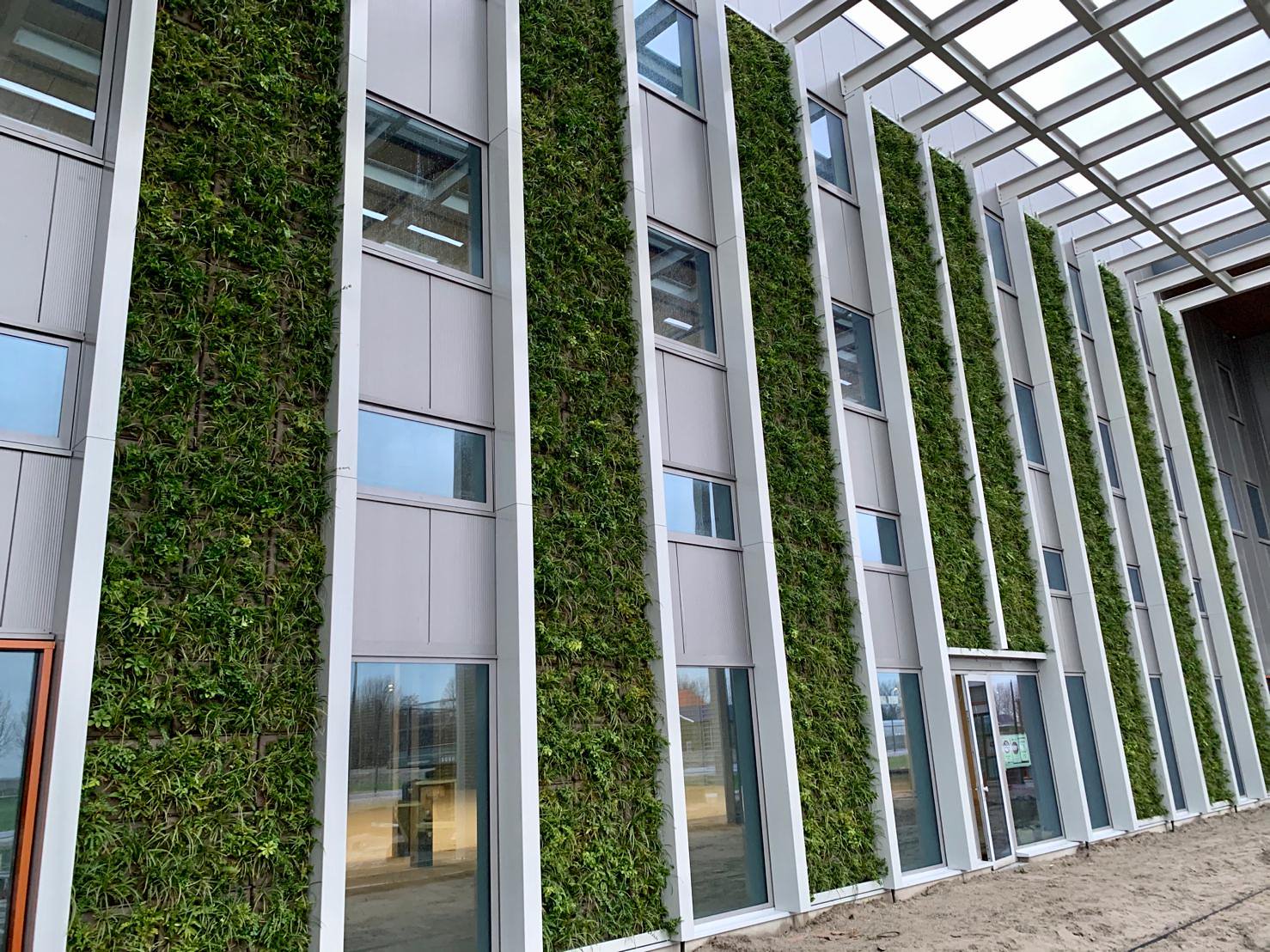 Sempergreen | Groene gevels voor circulaire Business Campus ...