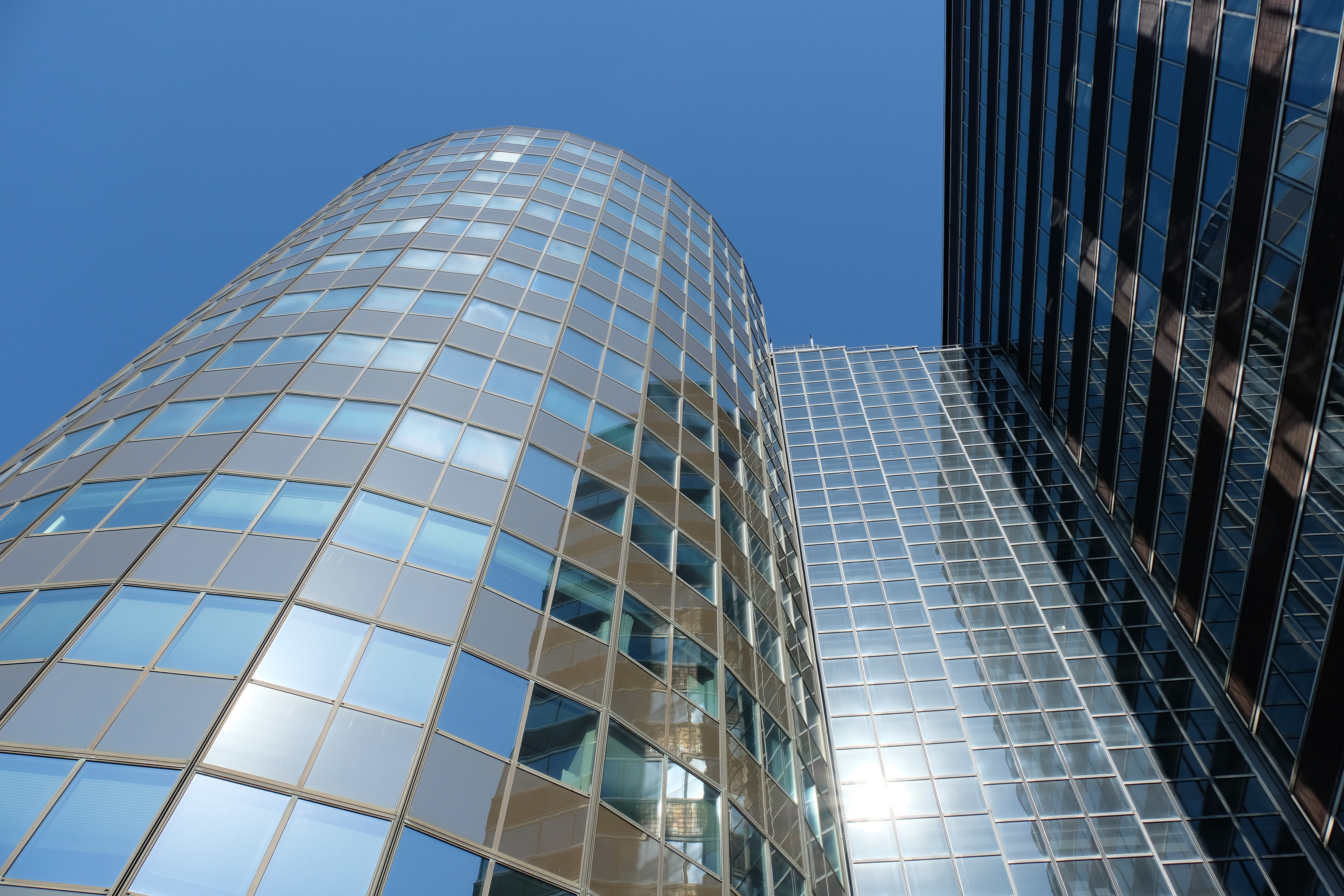 Ronde toren DNB-complex krijgt tweede leven elders in de stad ...