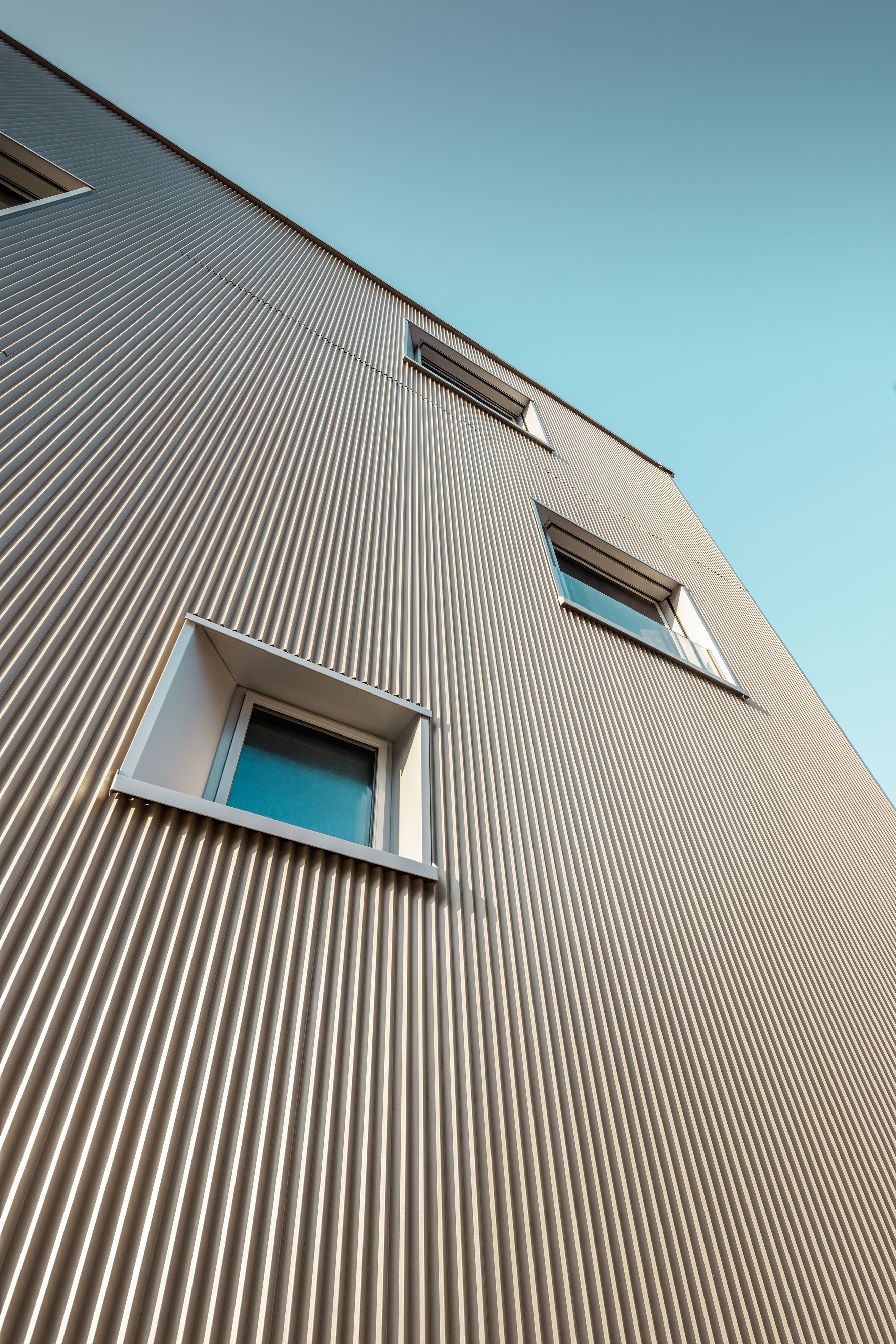 PREFA GmbH Aluminium Dak-en Gevelsystemen | PREFA Geëxtrudeerde ...