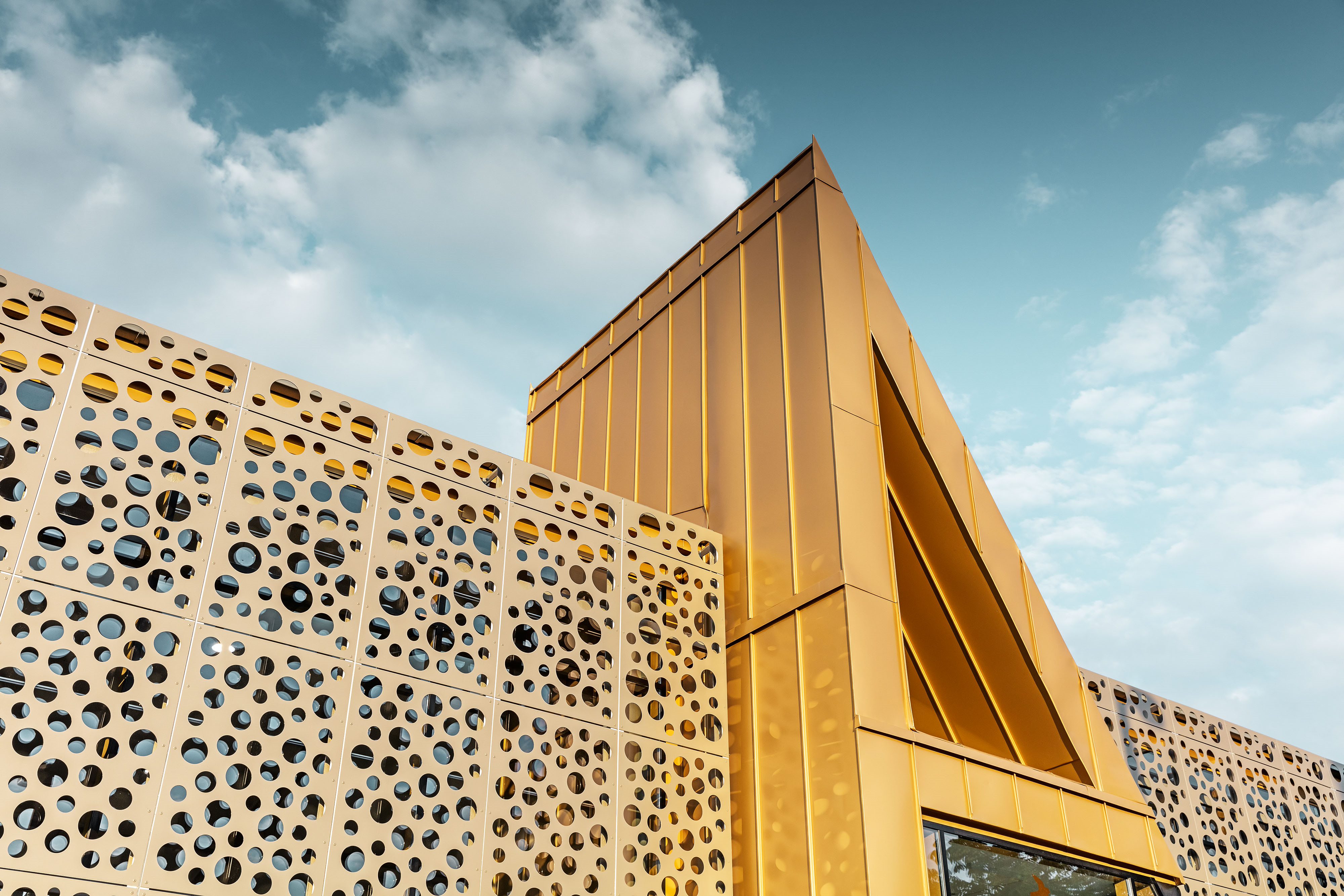 PREFA GmbH Aluminium Dak-en Gevelsystemen | PREFAbond Aluminium ...