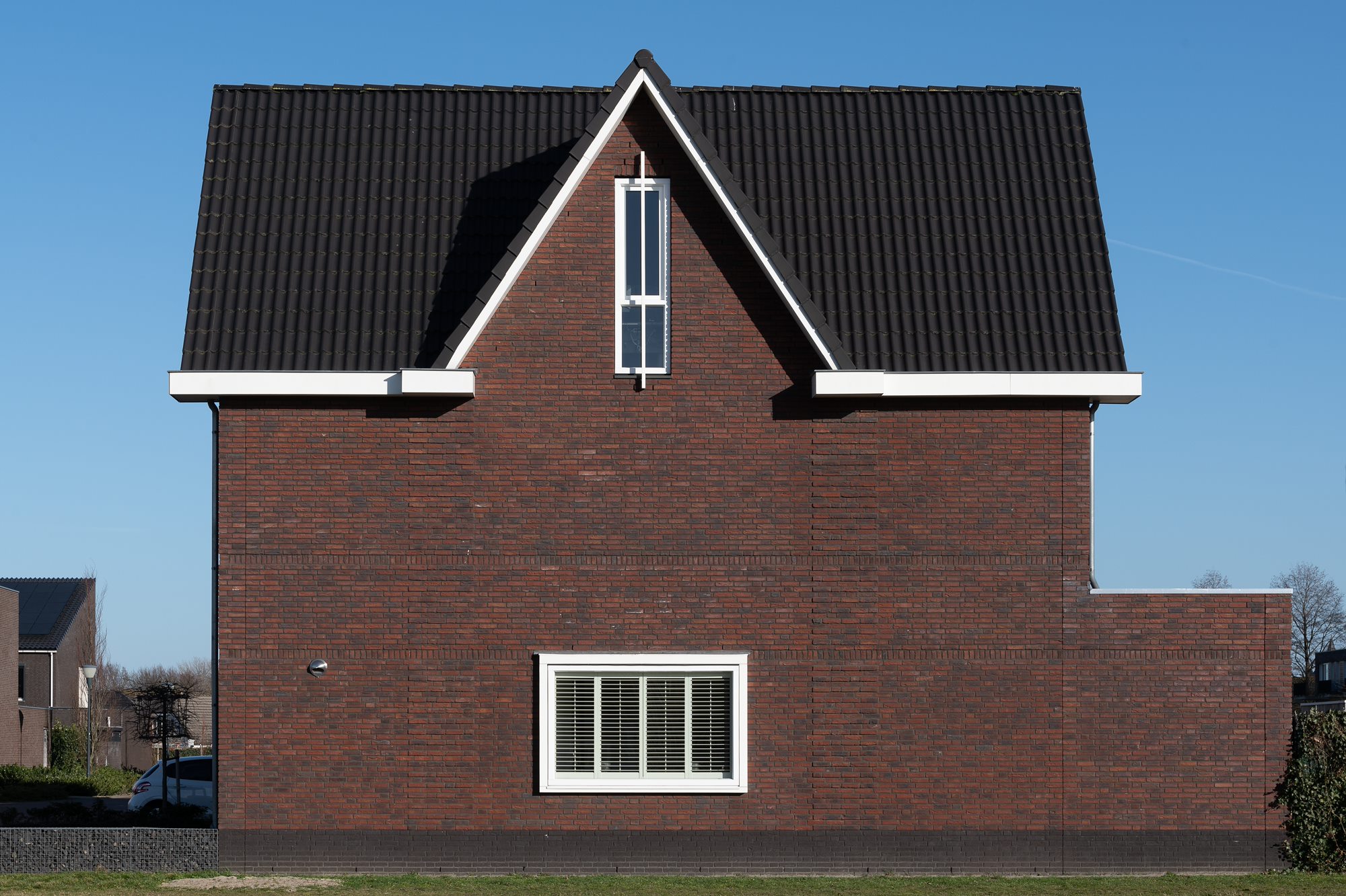 Rockpanel | Rockpanel Uni: steengoed plaatmateriaal voor rondom het dak ...