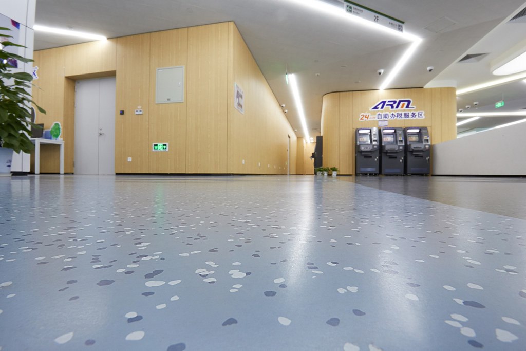 nora® by Interface | noraplan eco rubber vloerbedekking - architectenweb.nl