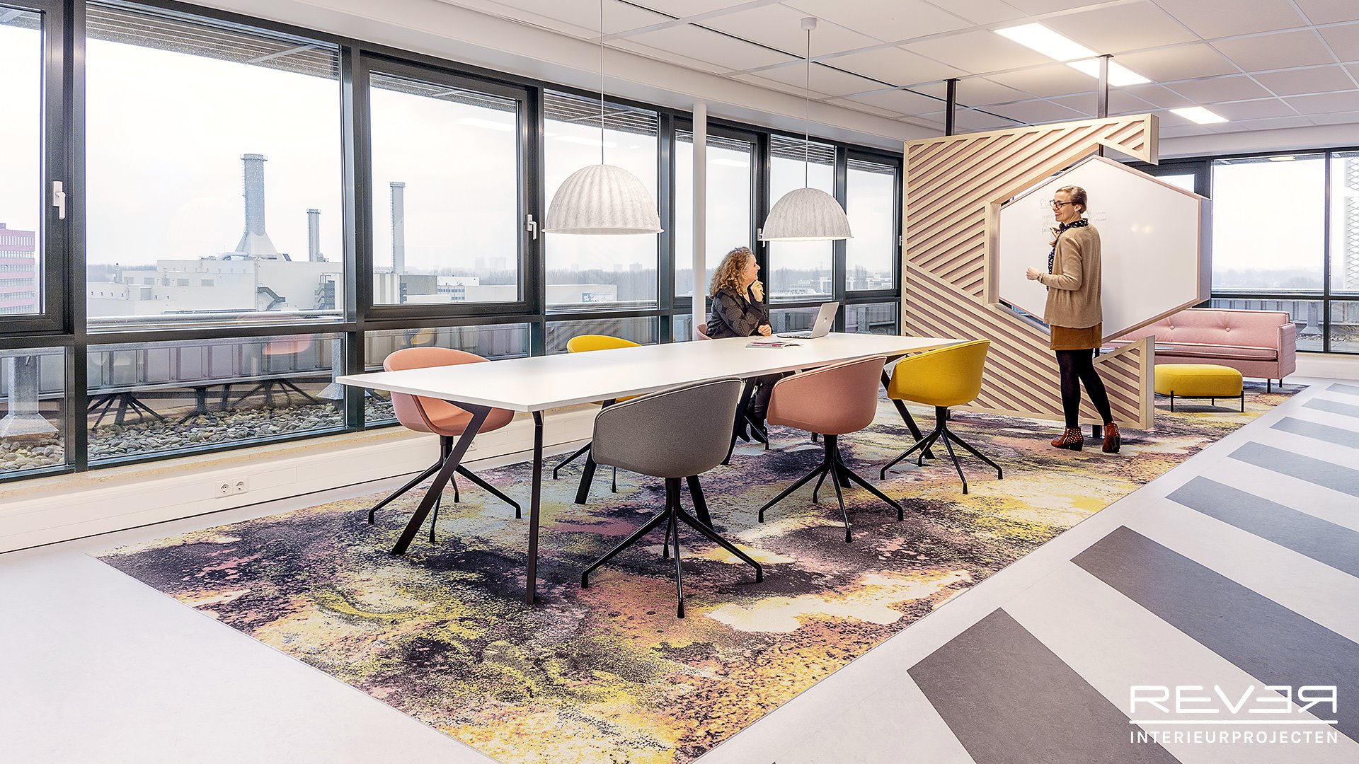Rever Interieurprojecten | Werkomgeving InSites Consulting ...