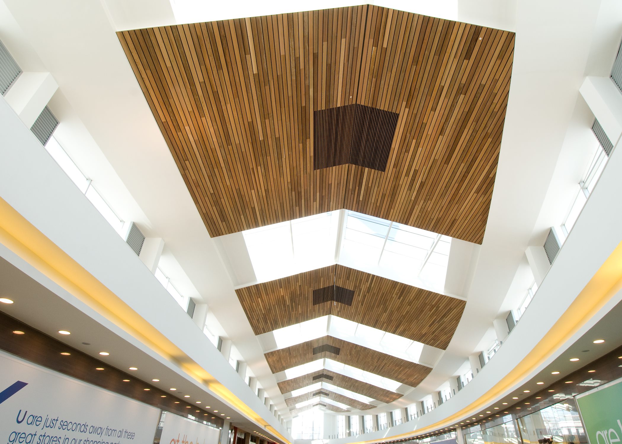 Hunter Douglas Architectural | Houten plafondsysteem Lineair Pro-line ...