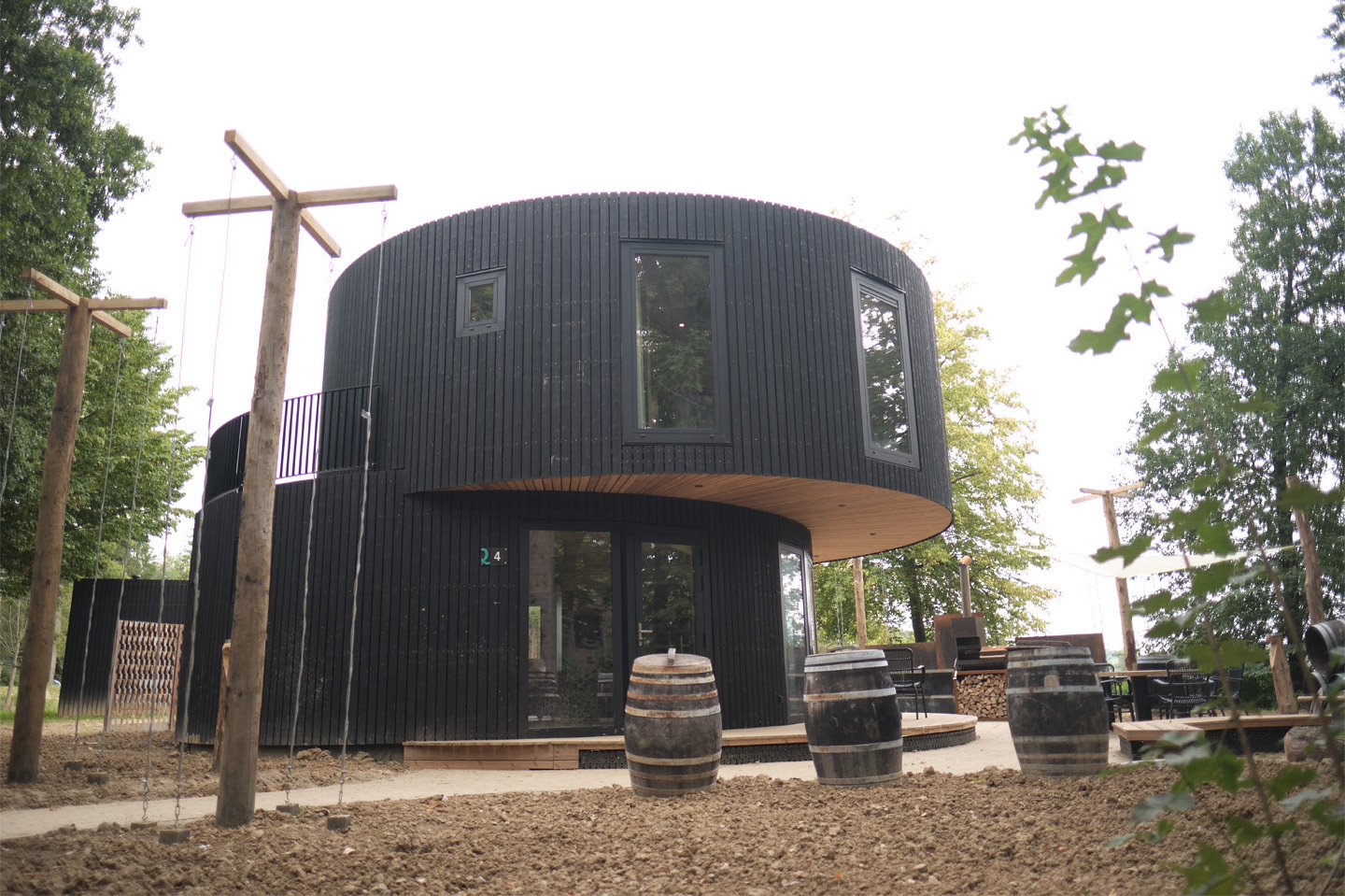 Variatie aan vakantiewoningen genesteld in Limburgs heuvellandschap ...