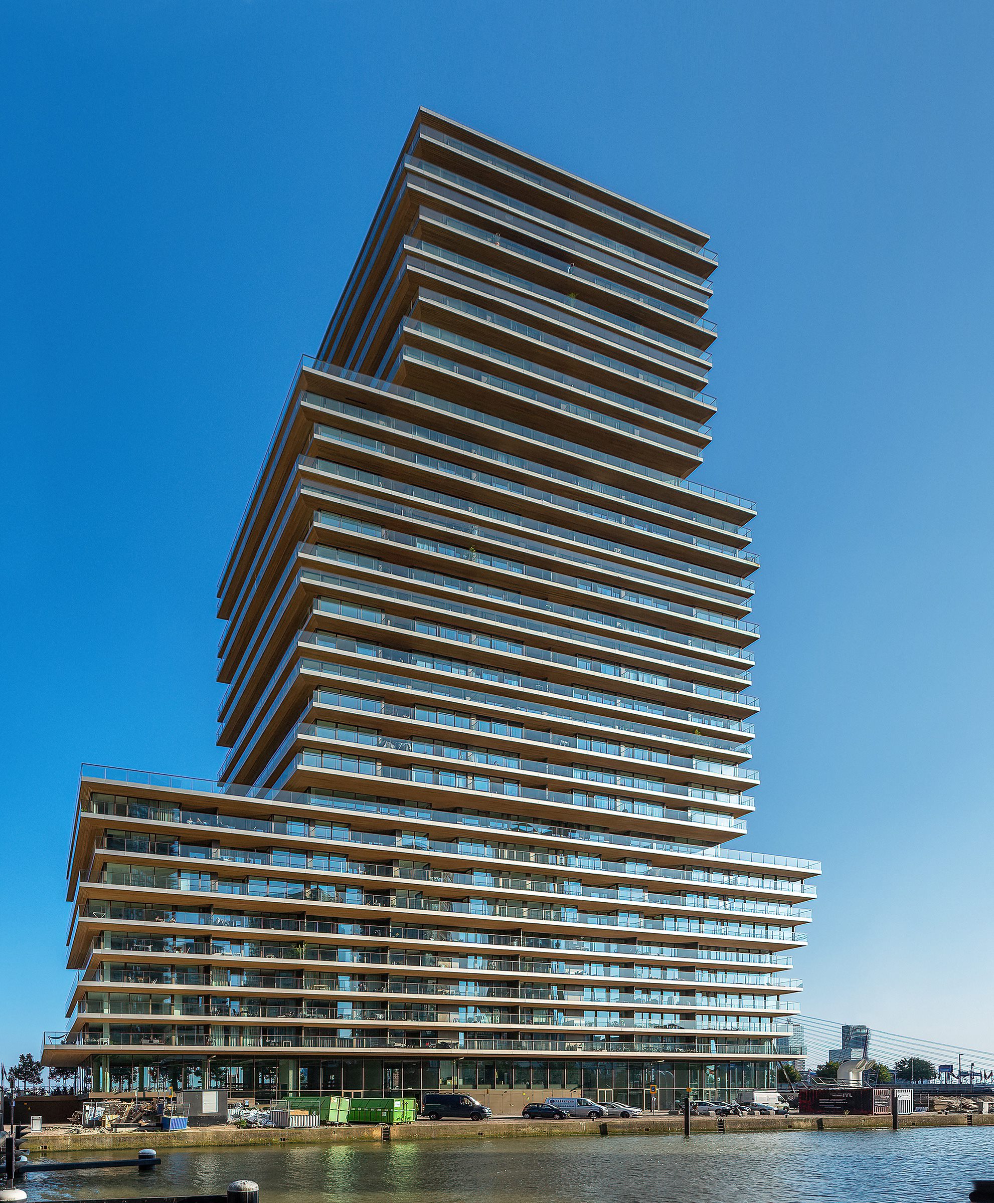 Terraced Tower: ongebruikelijke toren met oog voor de omgeving ...