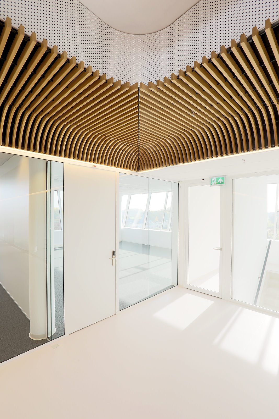 Hunter Douglas Architectural | Derako Grill als volledig ...