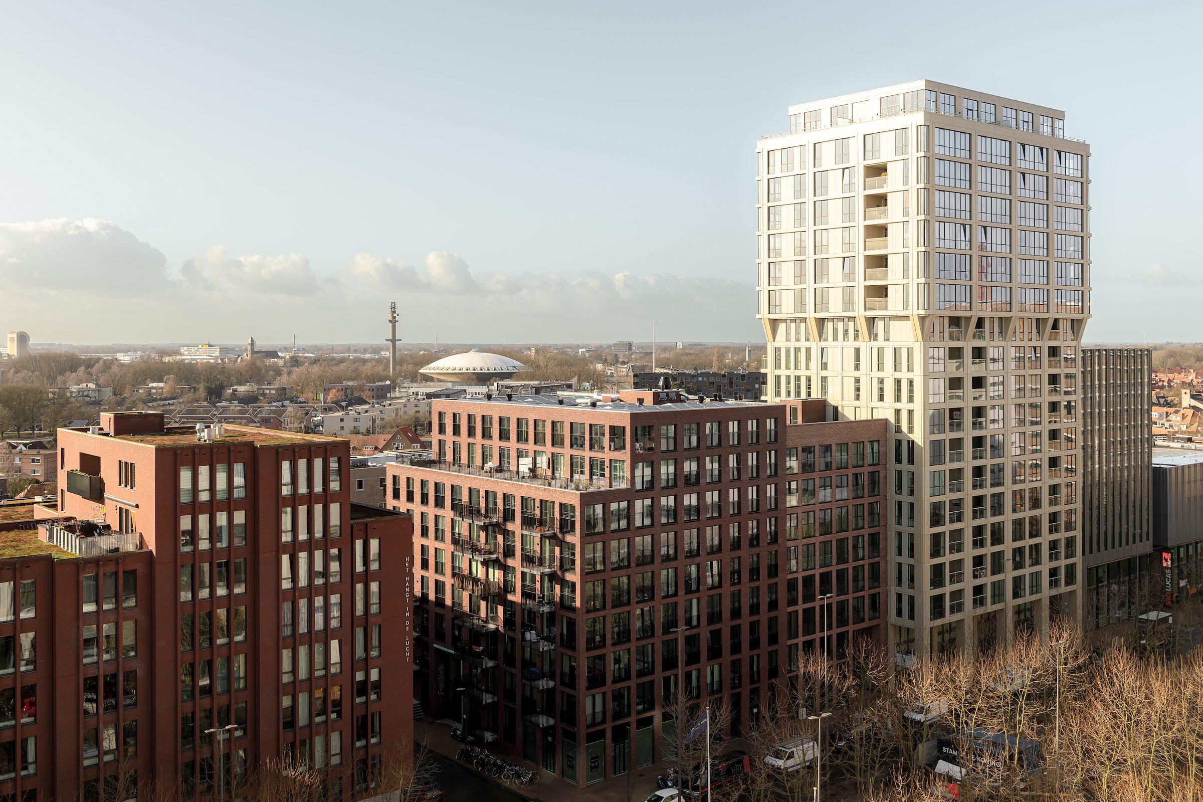Gebouwenensemble S-West in Eindhoven opgeleverd - architectenweb.nl