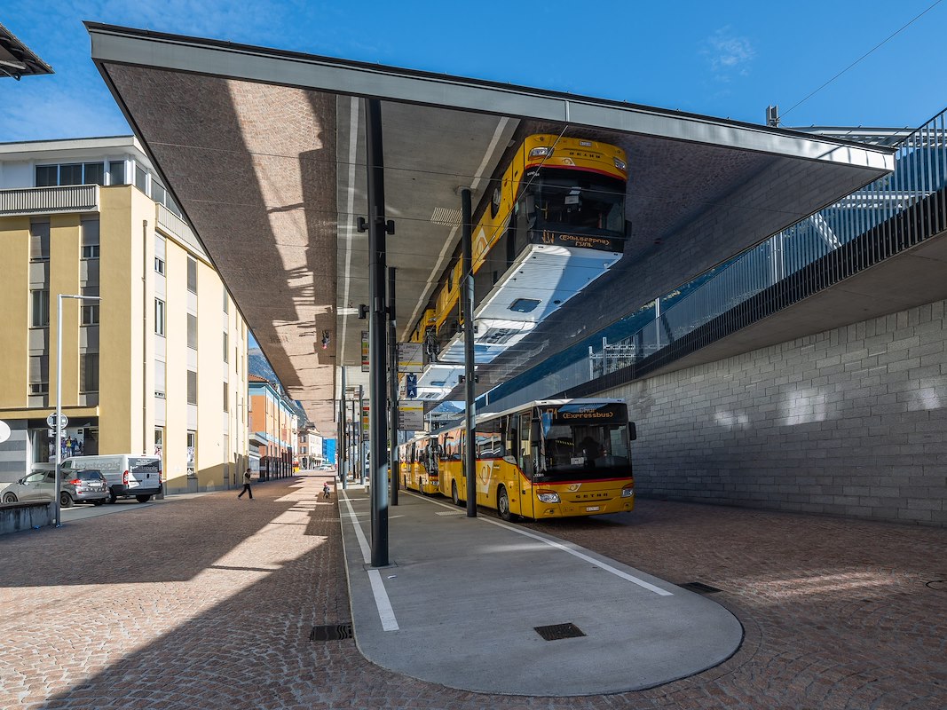 ALUCOBOND® | Bus station, Switzerland - architectenweb.nl