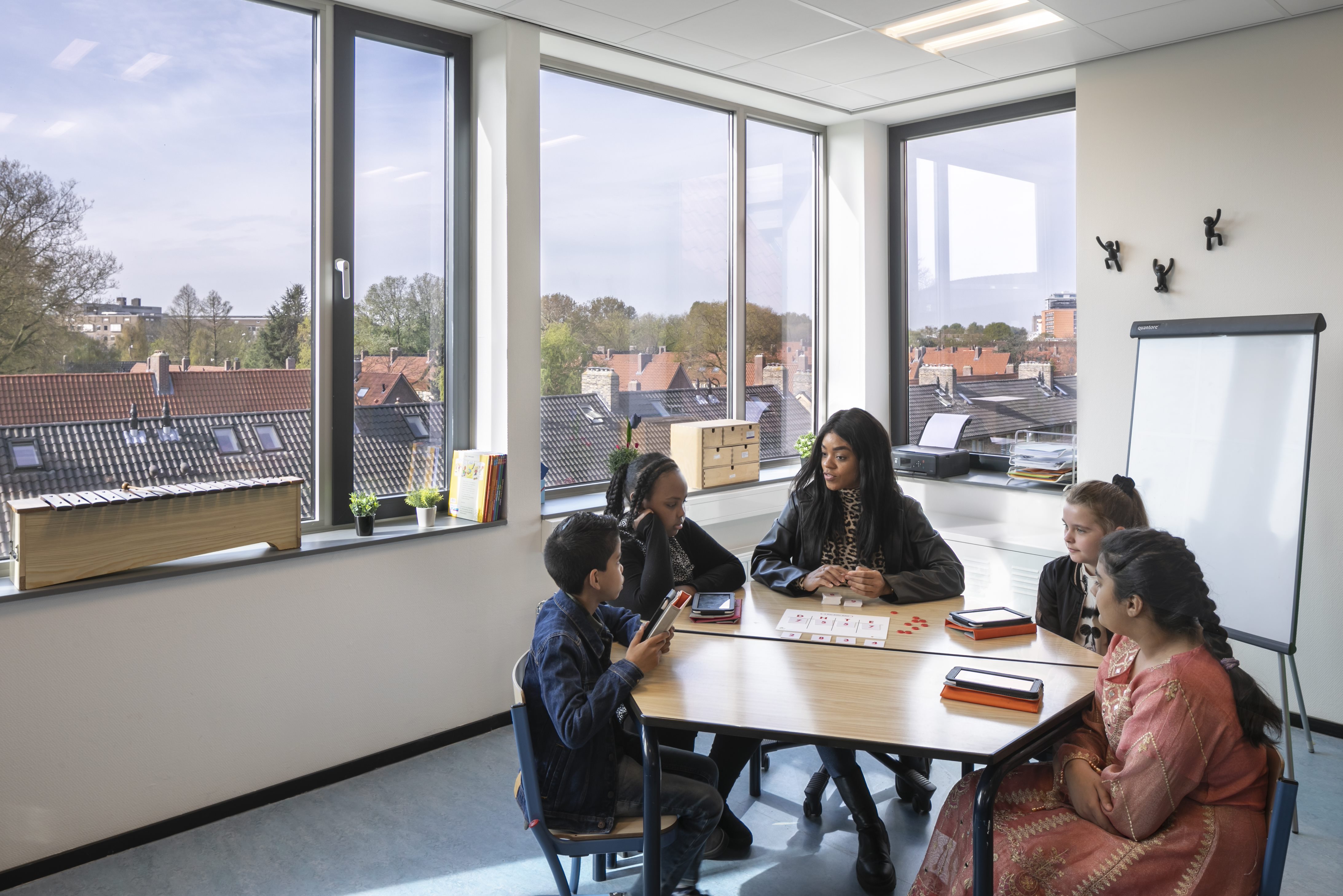 Zorgvuldige renovatie en uitbreiding voor Pniëlschool in Rotterdam Zuid ...