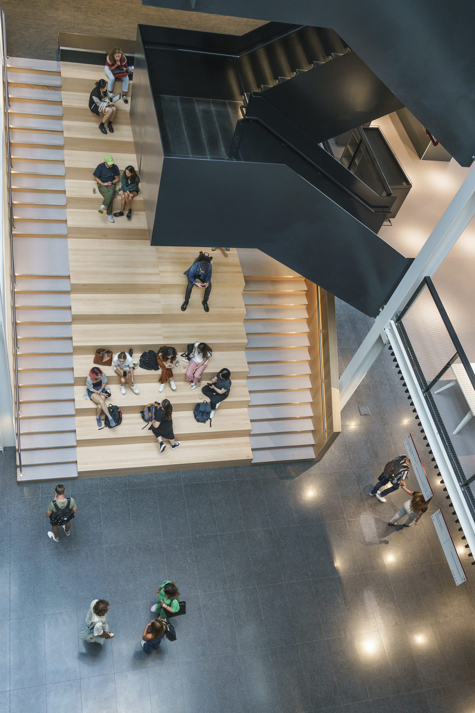 Officiële opening voor demontabel en flexibel gebouw LAB42 - architectenweb.nl