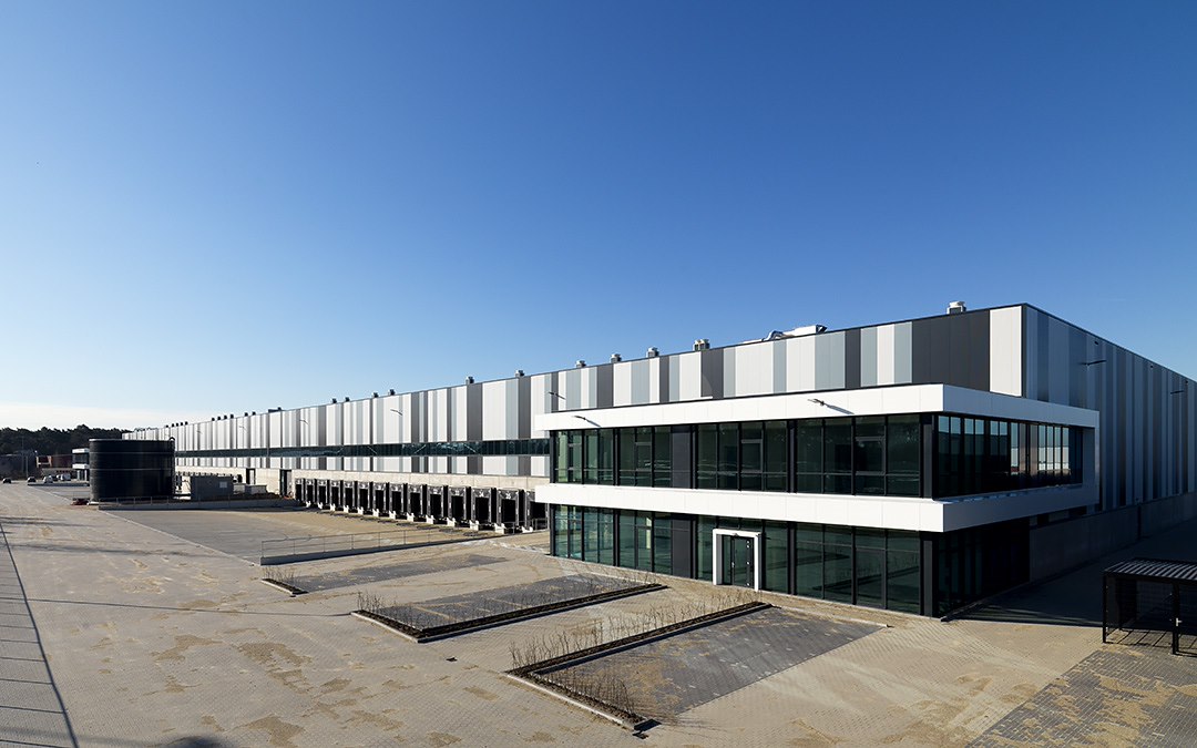 Joris Ide | State-of-the-art distributiecentrum - architectenweb.nl