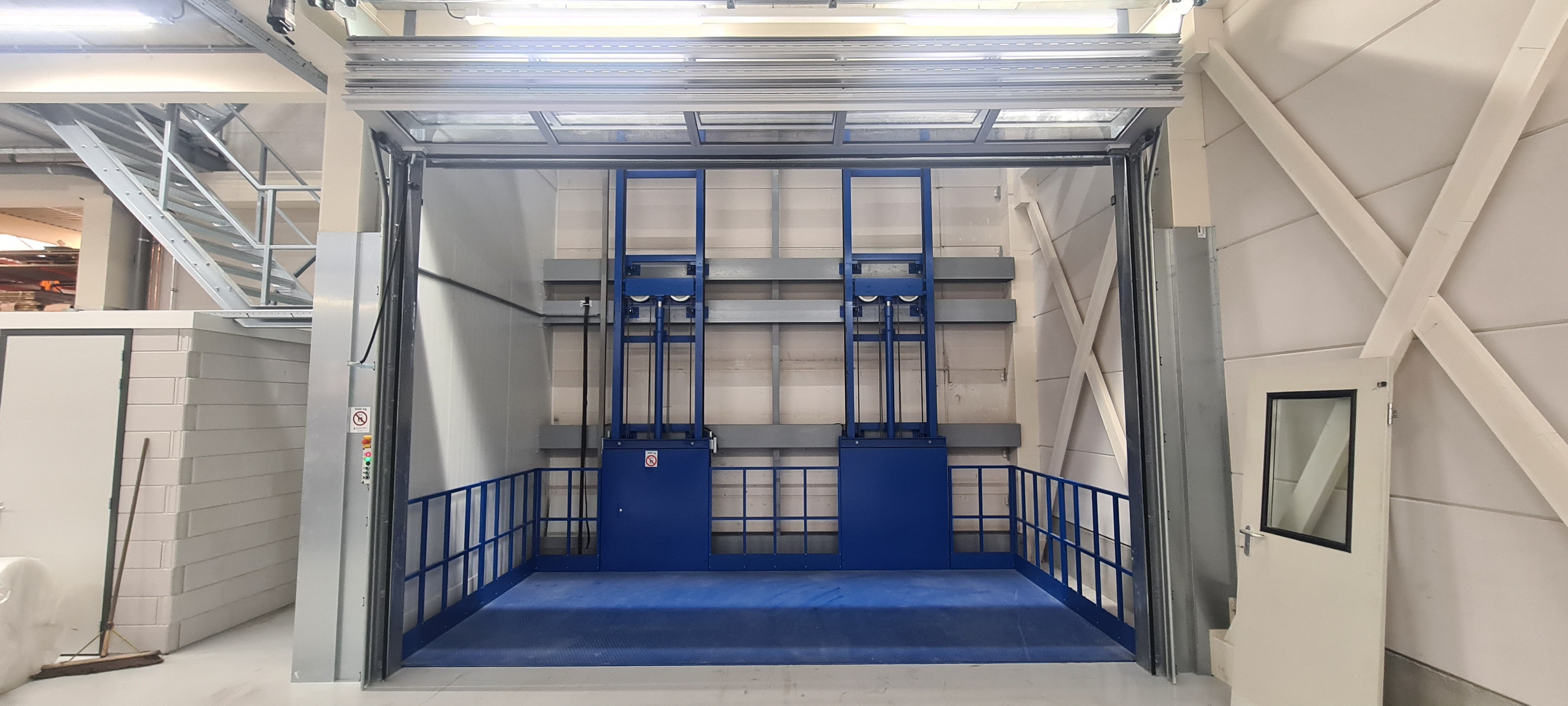 Flexitec | Goederenlift - Kolomlift - K2E - architectenweb.nl