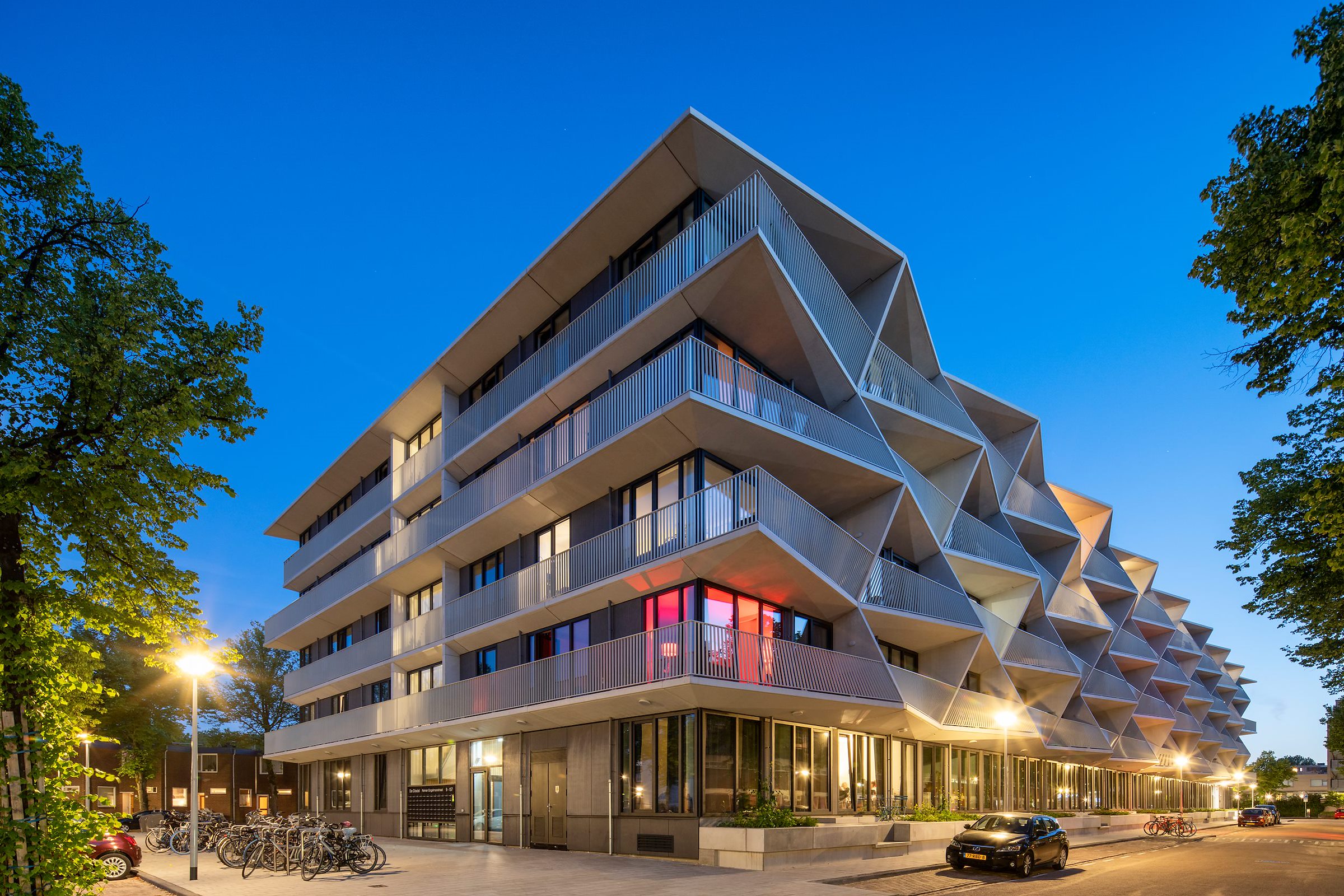 MVSA realiseert woongebouw met opvallende gevel tegenover ...