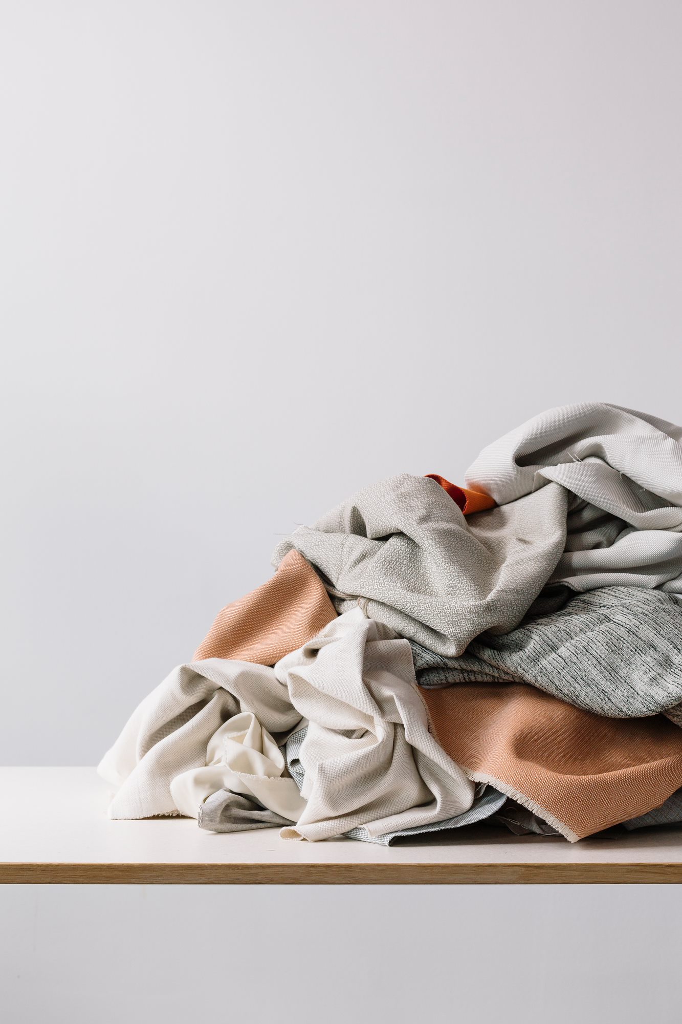 KVADRAT | Kvadrat Really Textile Tabletop - architectenweb.nl