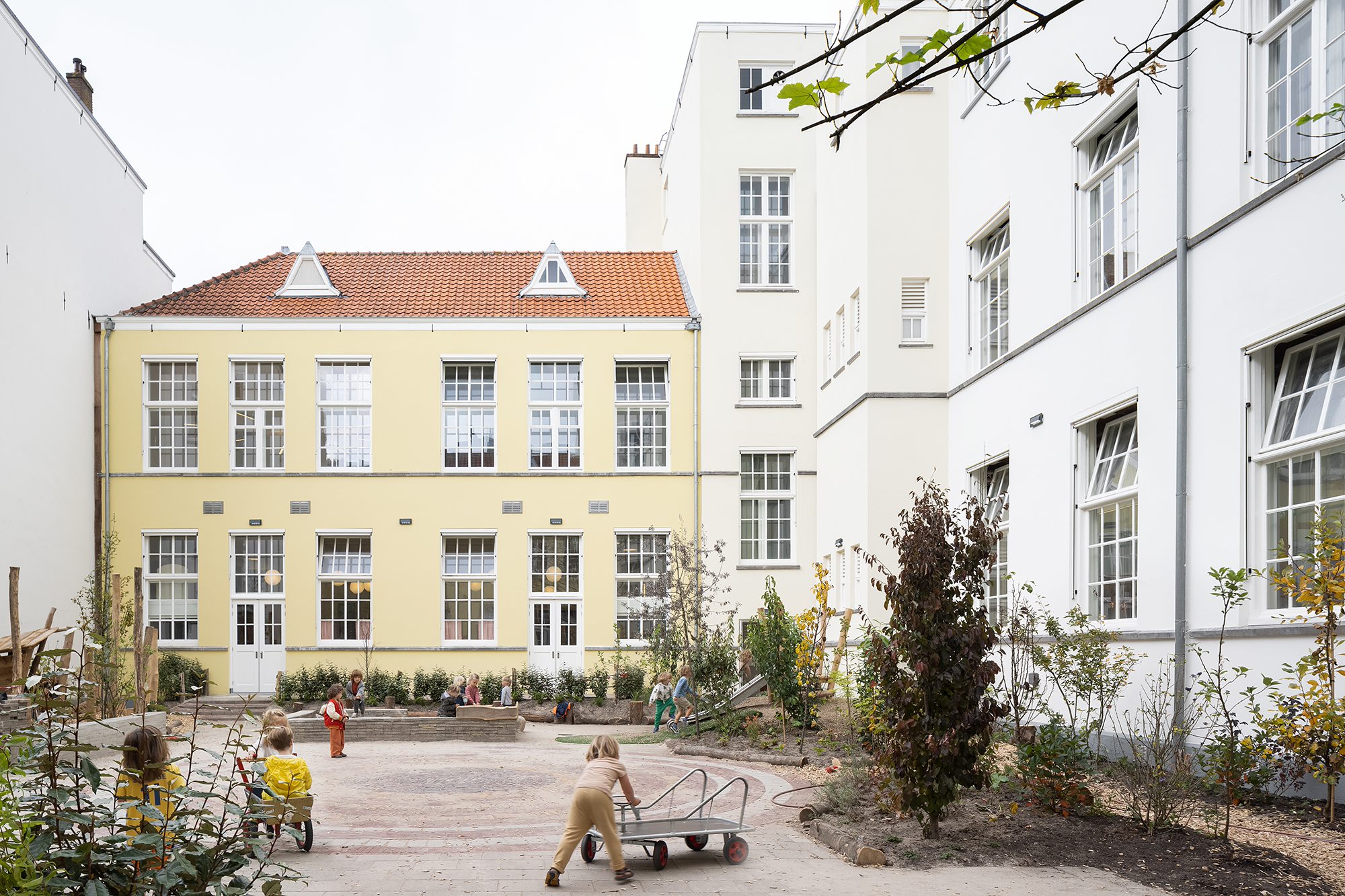 9graden architectuur | Renovatie Geert Groote School, Amsterdam ...