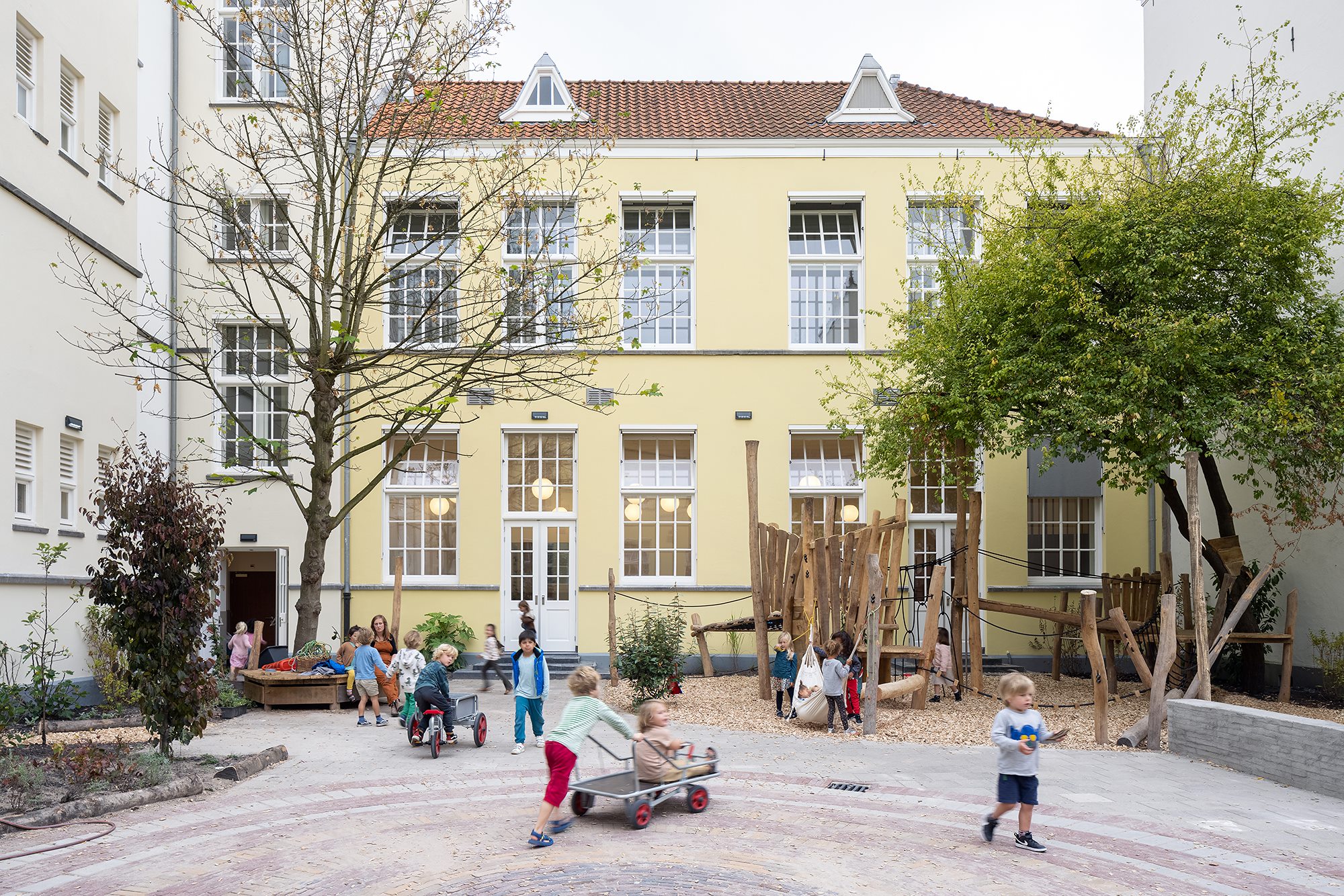 9graden architectuur | Renovatie Geert Groote School, Amsterdam ...